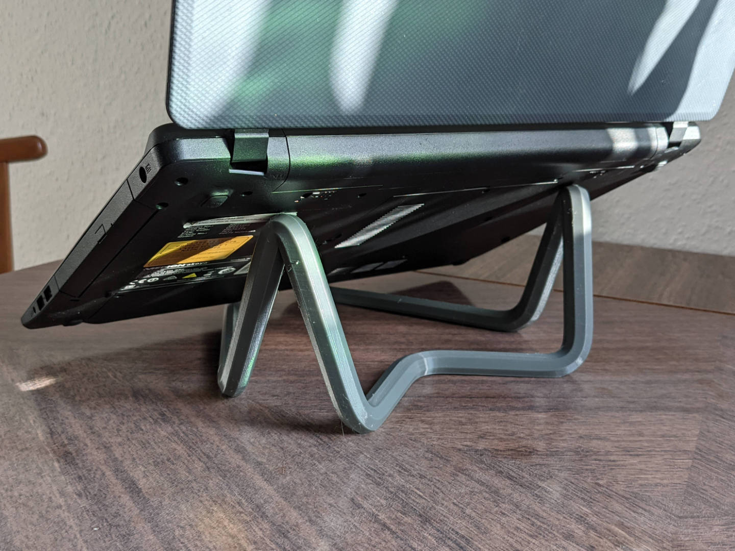 Laptop Stand - One Piece by Mattes | Download free STL model ...