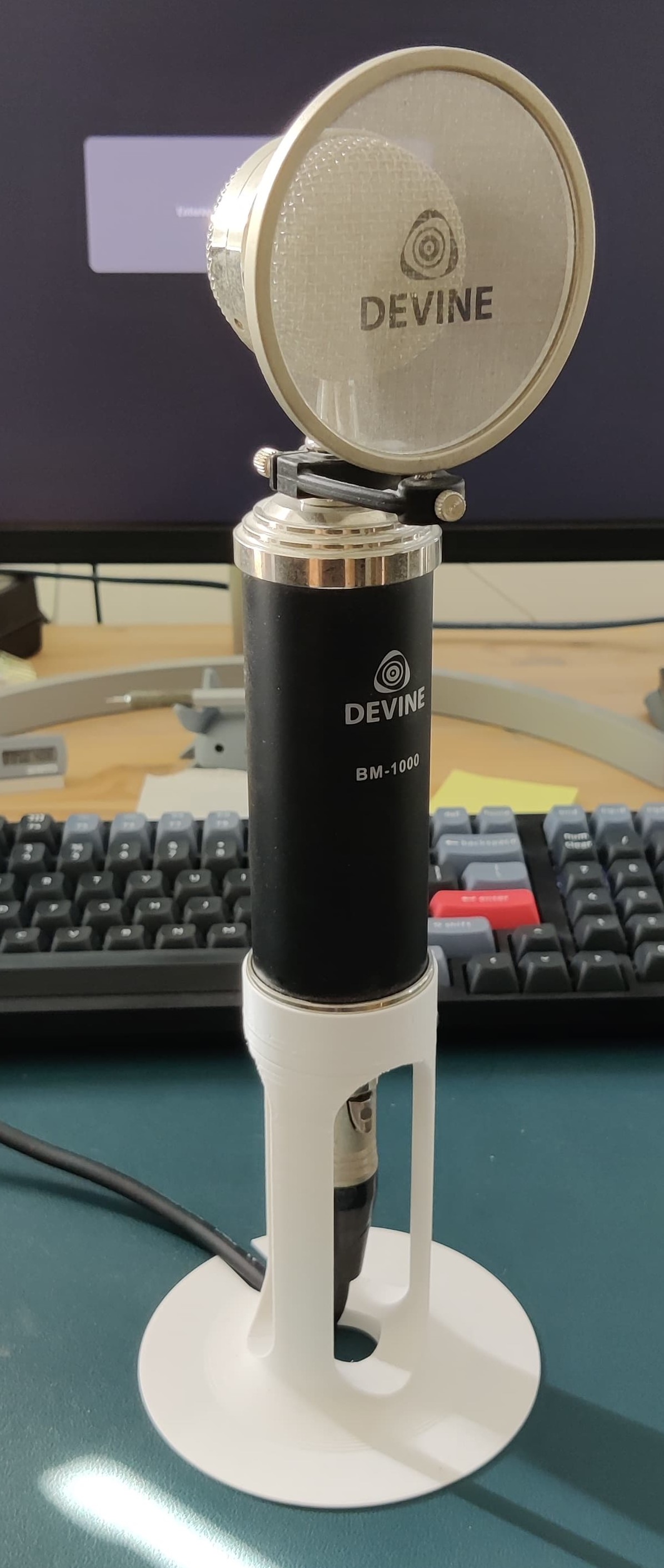 Devine BM-1000 Microphone Desk Stand by svenkw | Download free STL ...