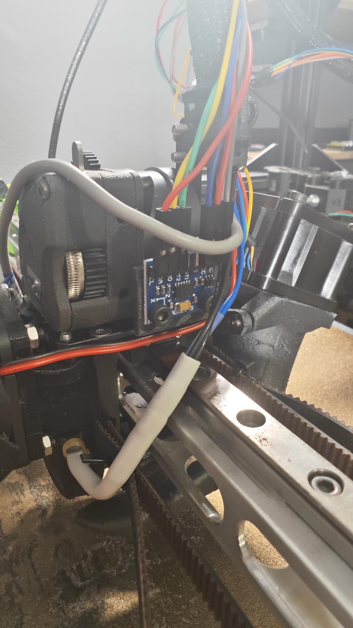 VZ printhead ADXL345 side mount for RatRig by Dlysikatos | Download ...