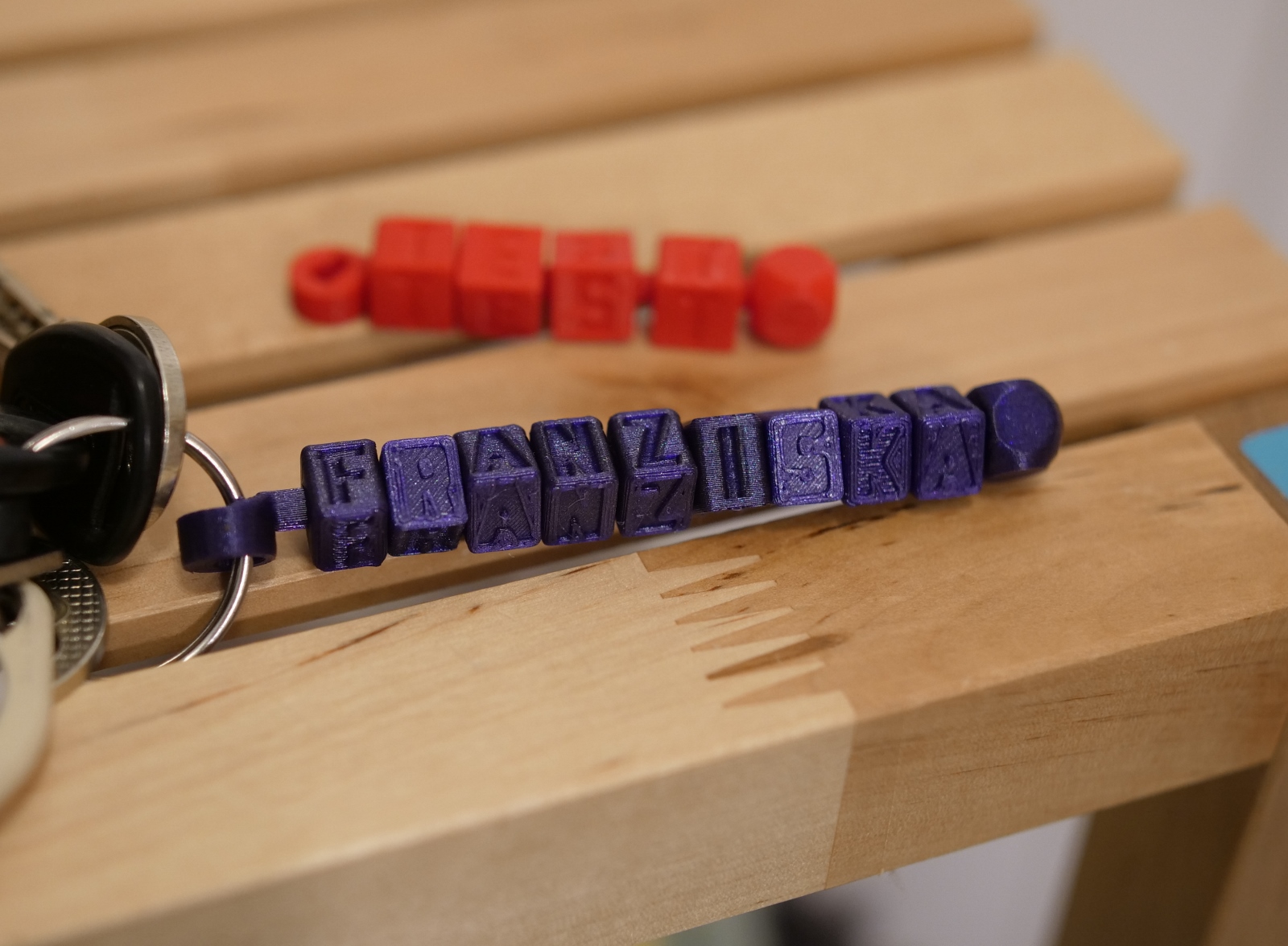 Letter bead keychain (configurable) by Makkuro | Download free STL ...