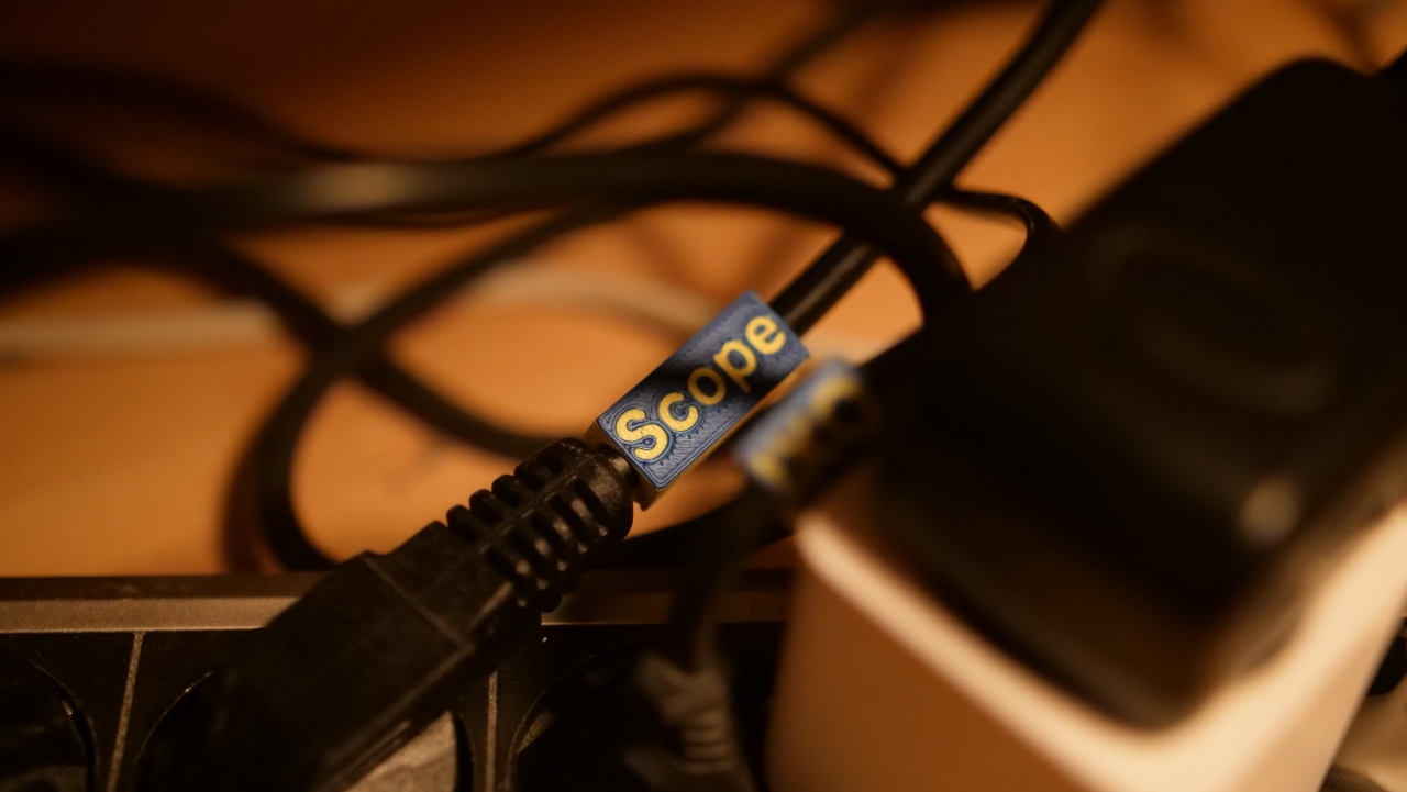 Configurable cable label by Makkuro | Download free STL model ...