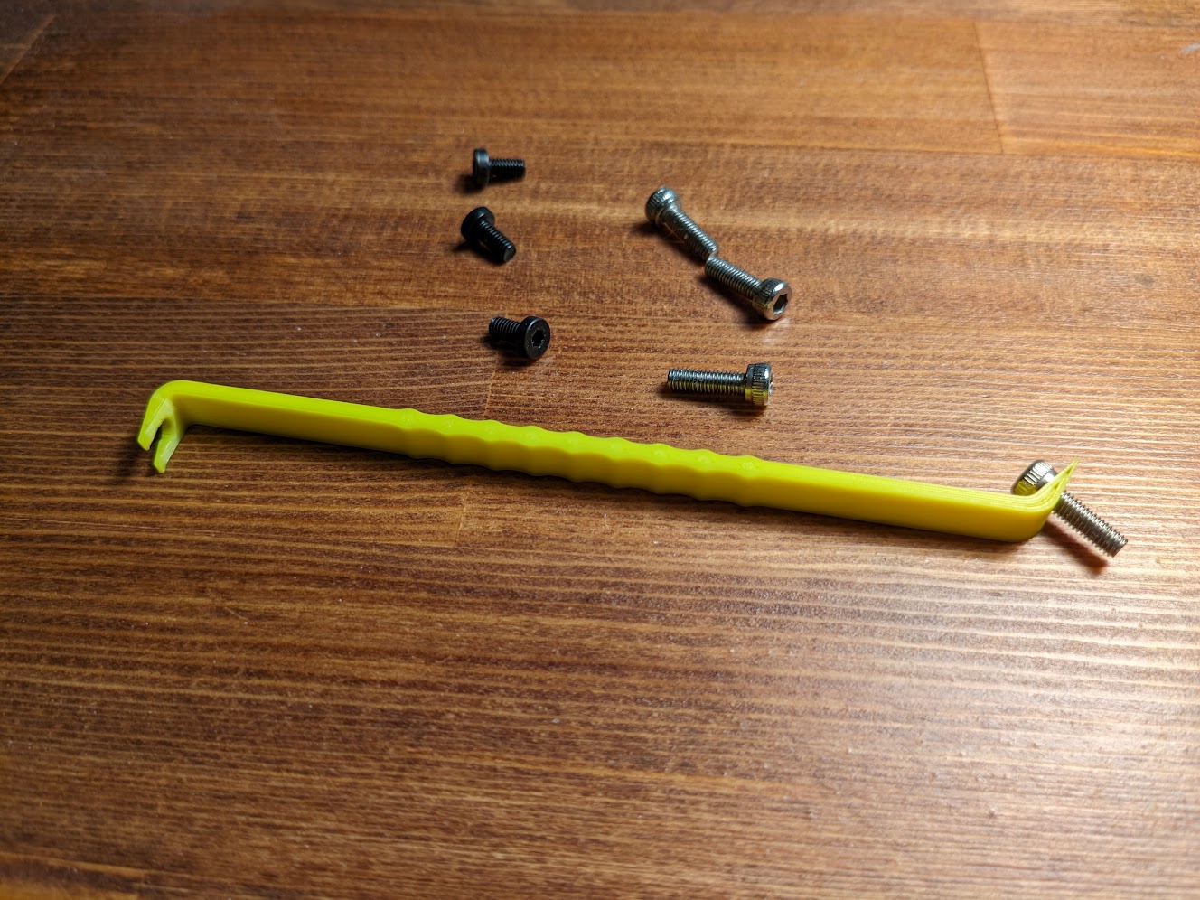 M3 Screw Holding Crowbar by BaGooN | Download free STL model ...