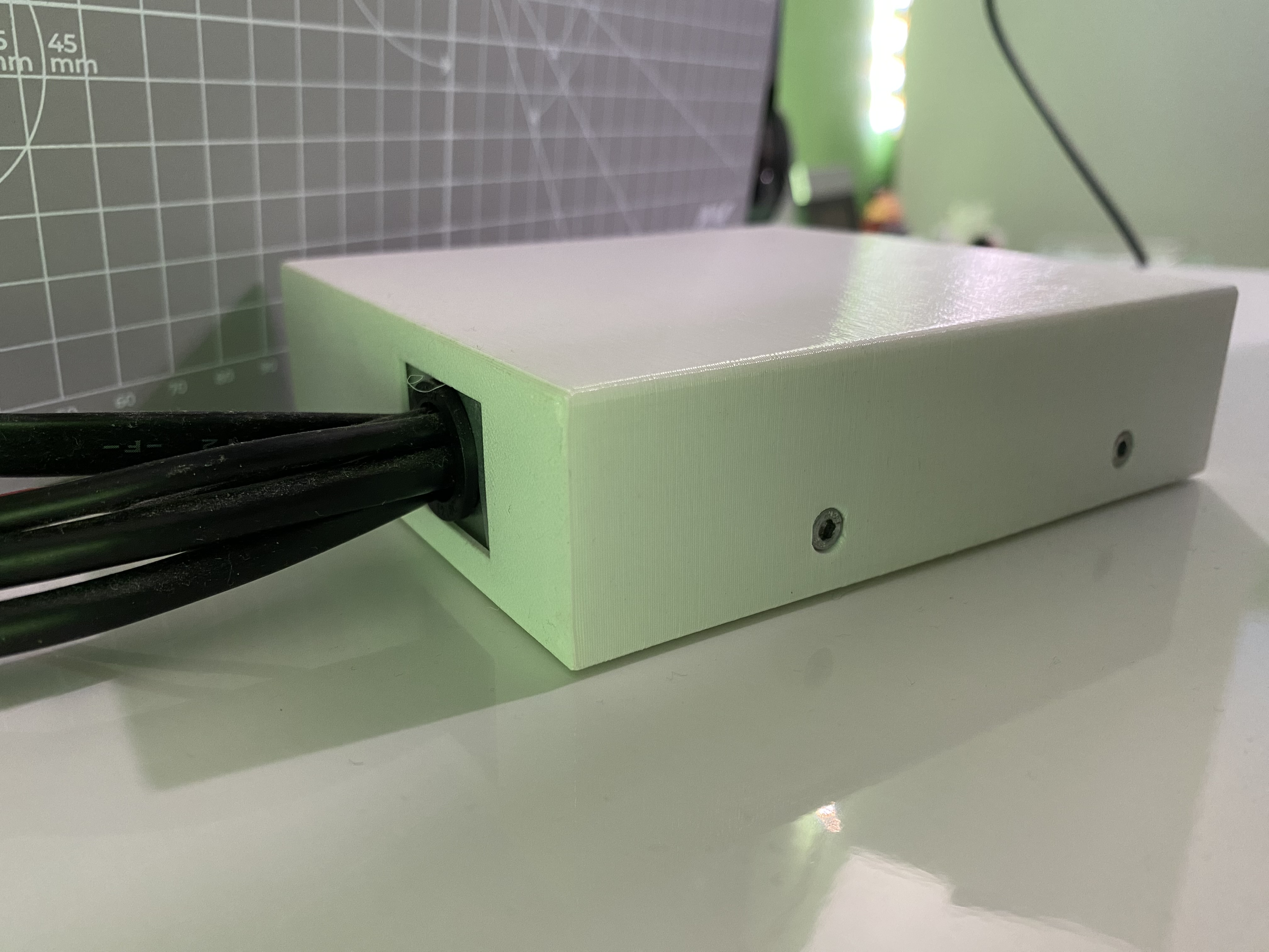 Box Akasa AK-ICR-16 3,5- front panel by Lexikon | Download free STL ...