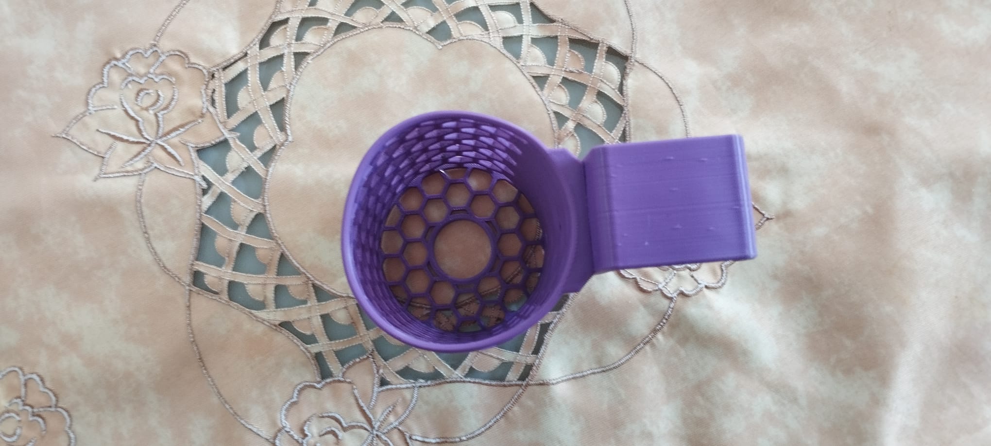 Kids bottle holder by Kai Mildner | Download free STL model ...