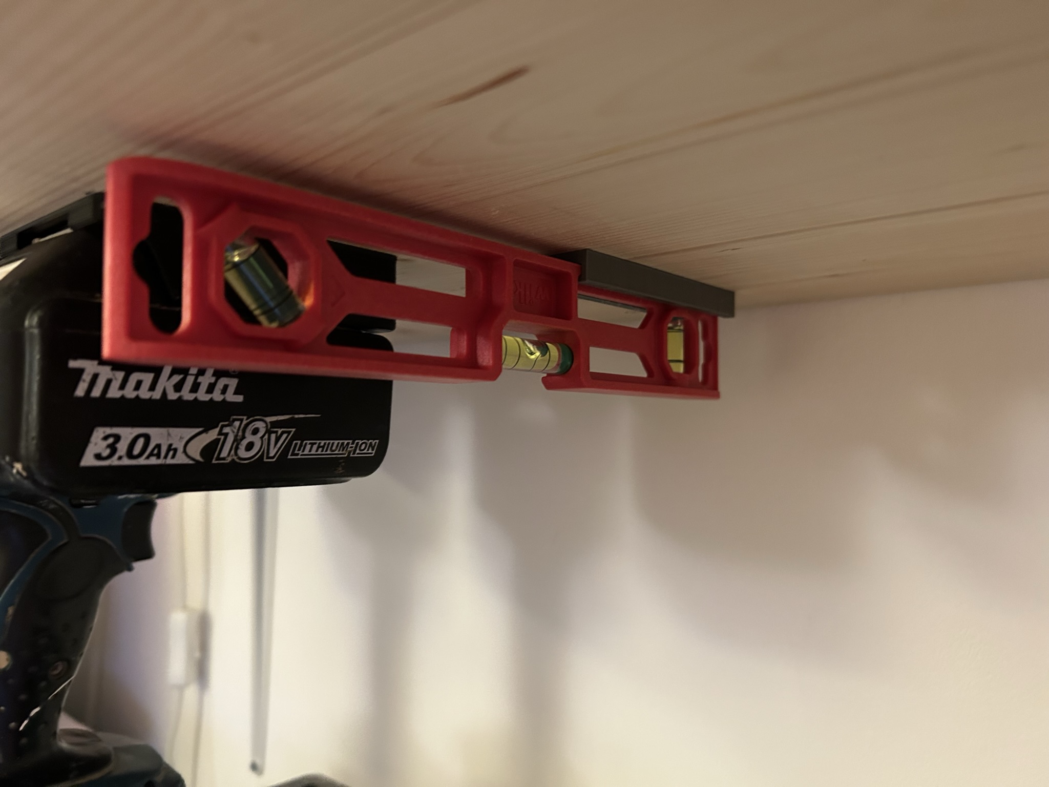 Wilko Spirit Level Mount by Charlie Wiscarson | Download free STL model ...