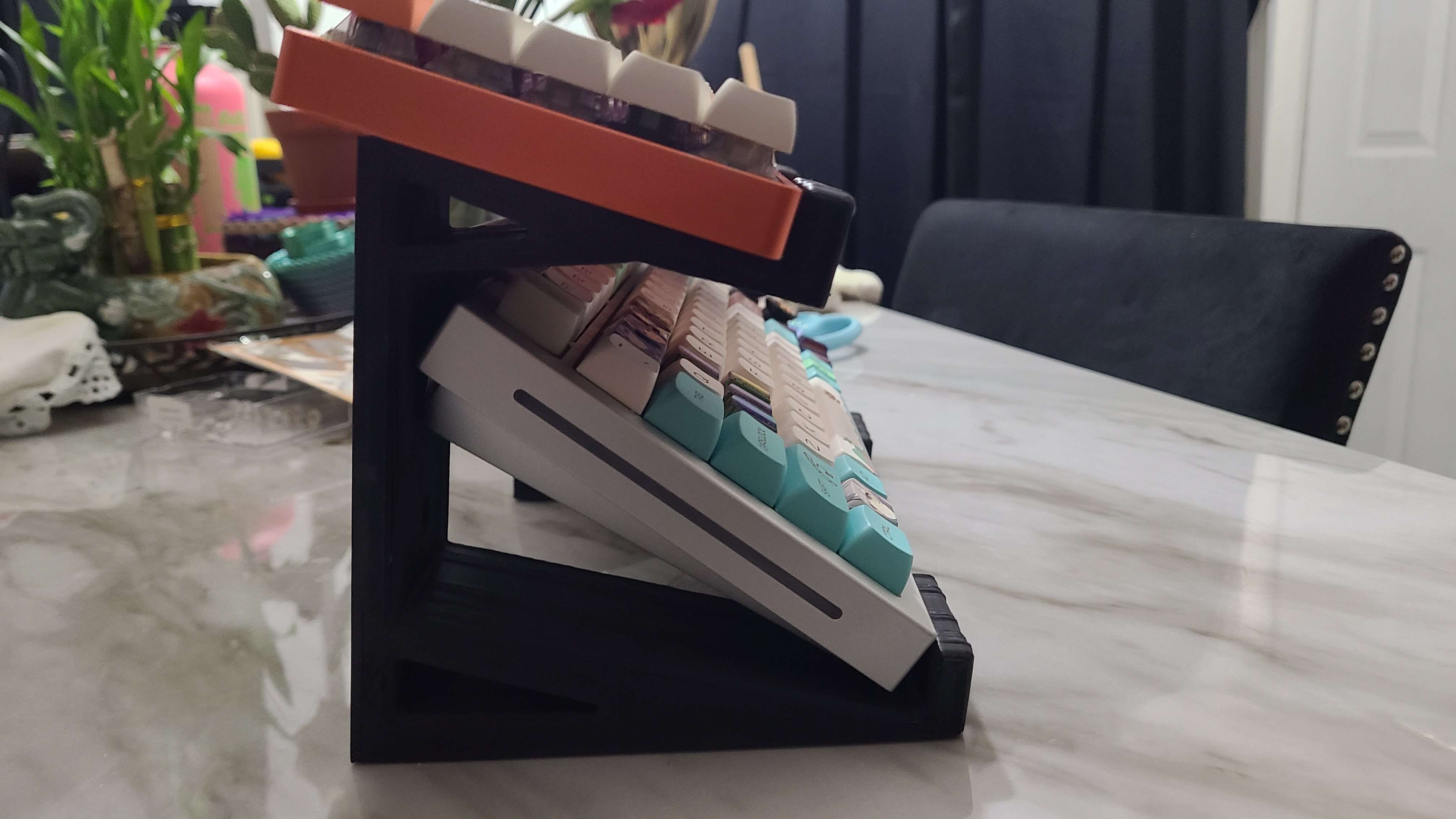 keyboard stand (wall mountable) by ontopathogenic | Download free STL ...