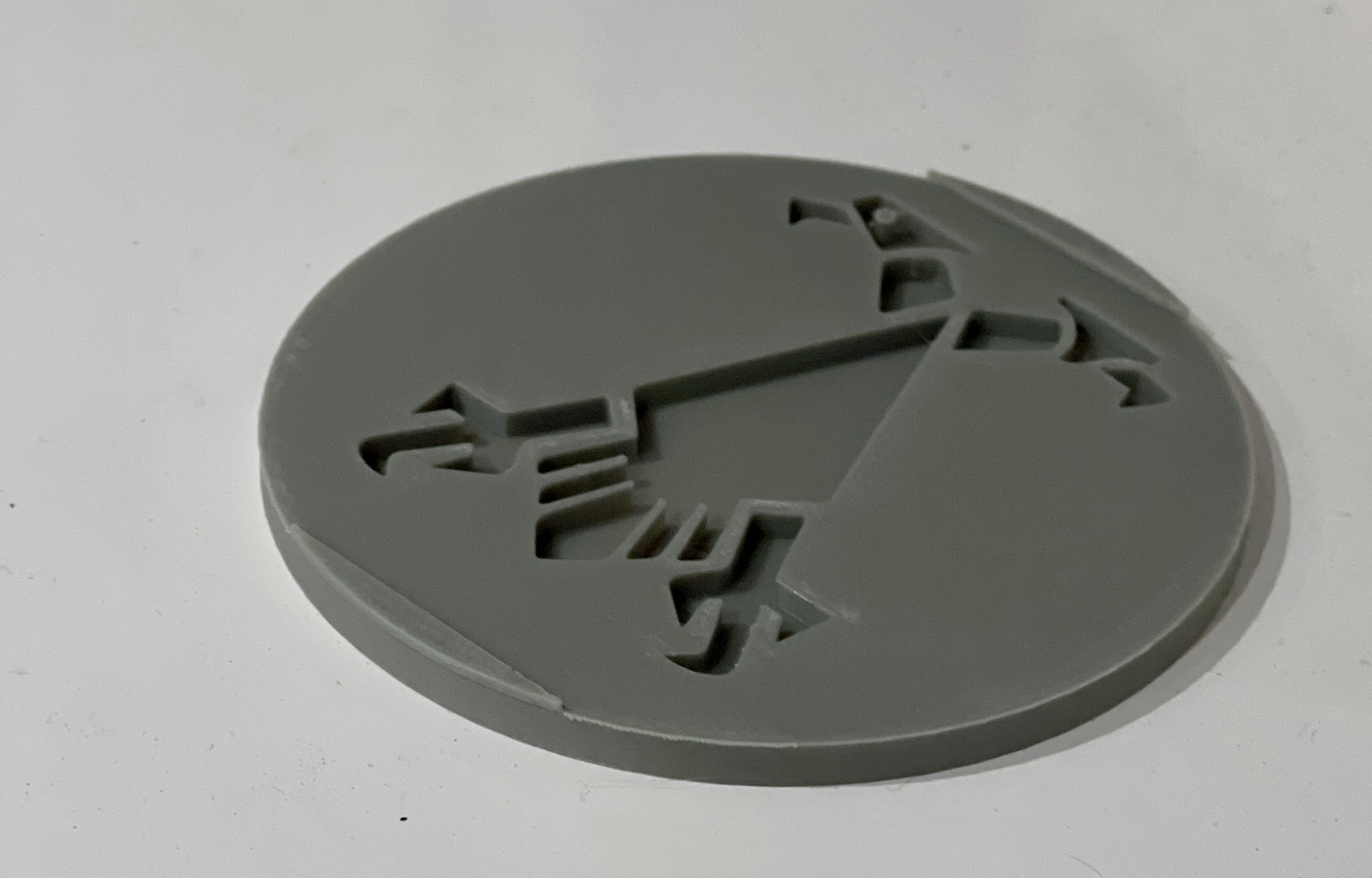 Warhammer 40k aquila drinks coaster by Makerhacks | Download free STL ...