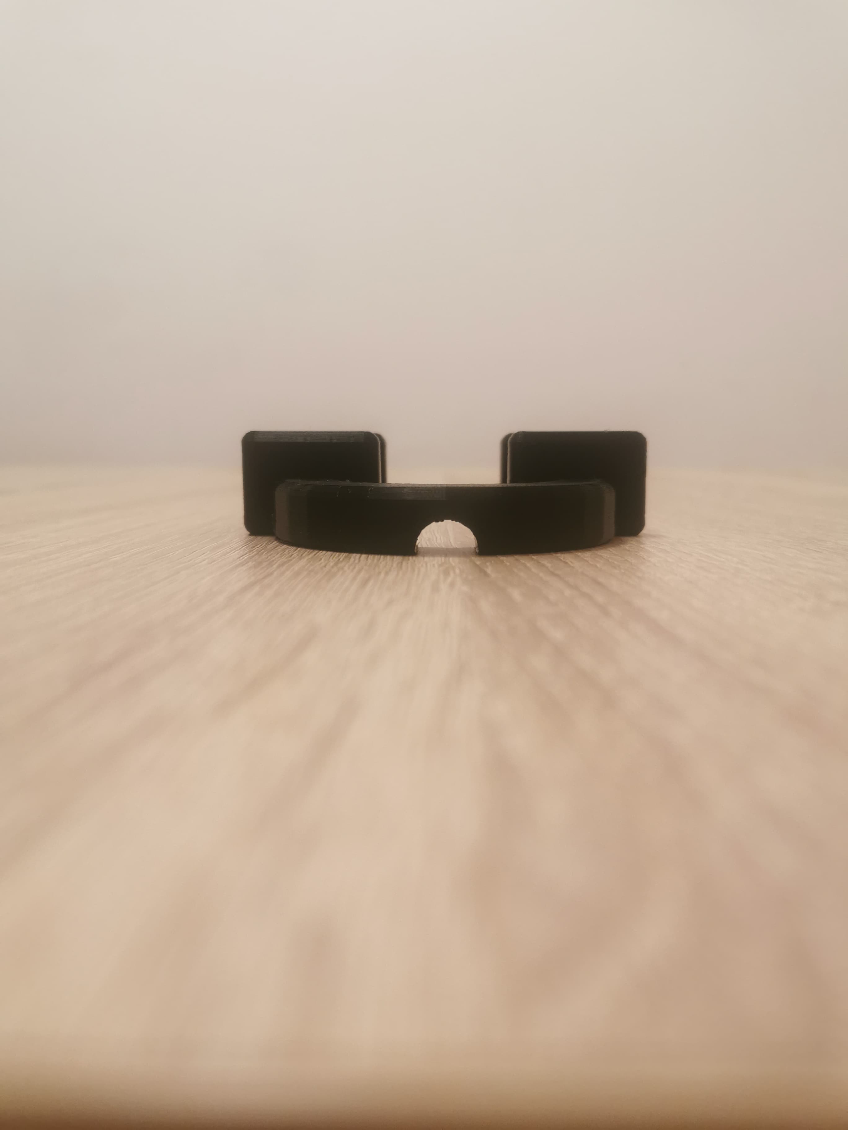Smartphone support by Booth23 | Download free STL model | Printables.com