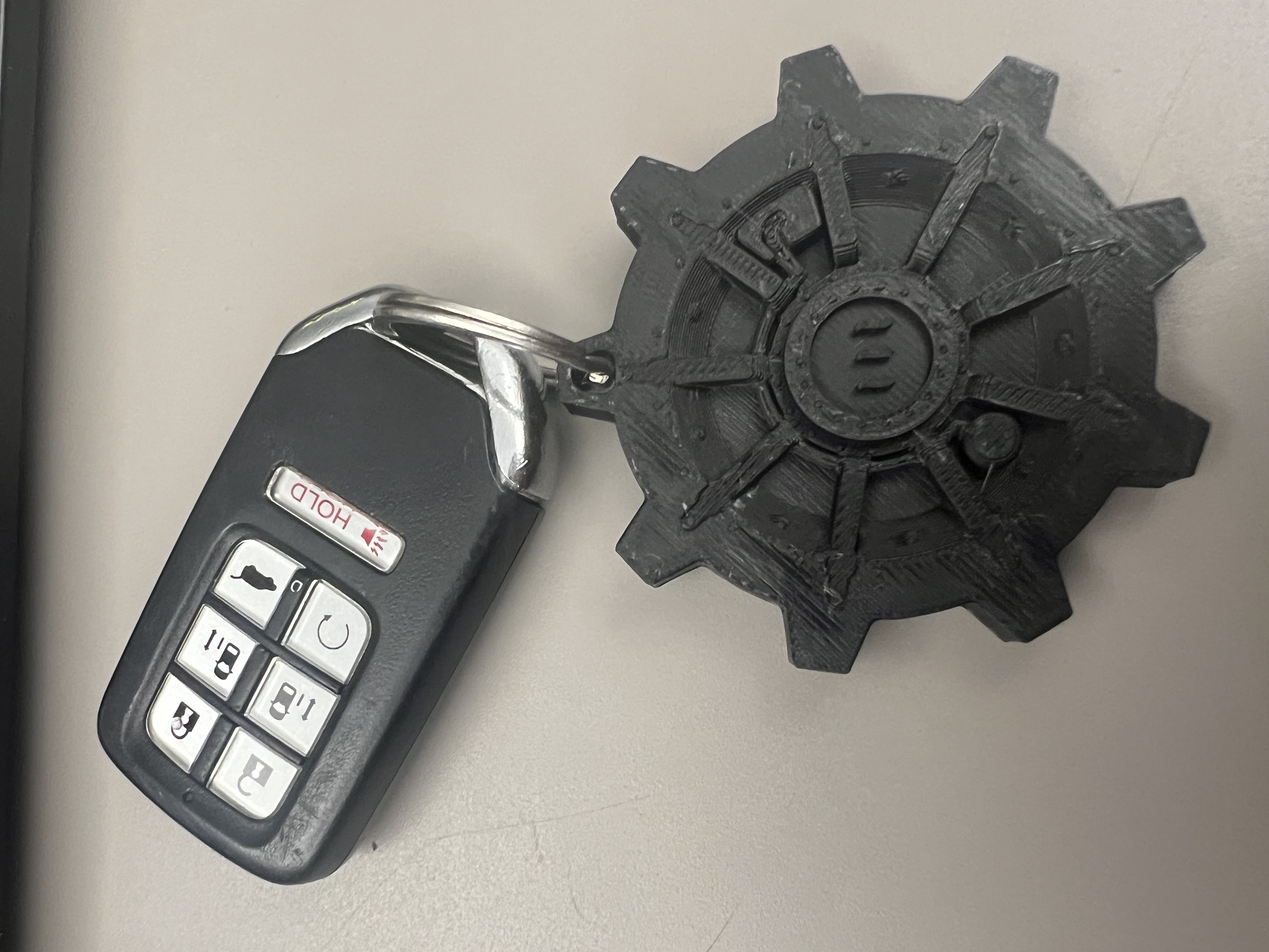 Vault Tech Keychain by WarDad18 | Download free STL model | Printables.com