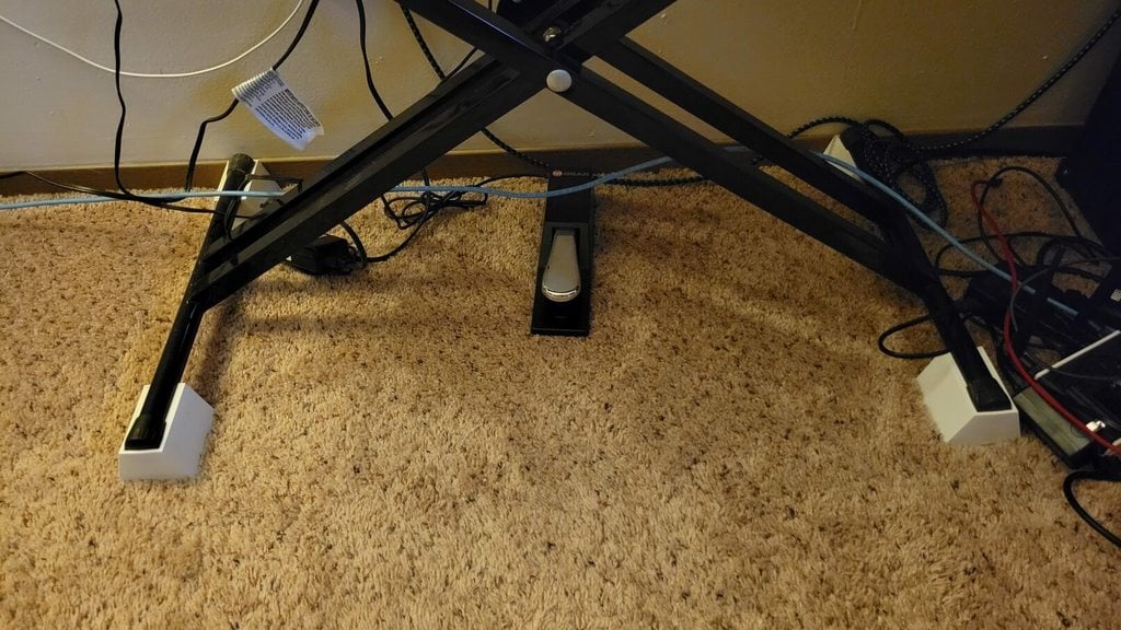 Keyboard Stand Riser by Pango3001 | Download free STL model ...