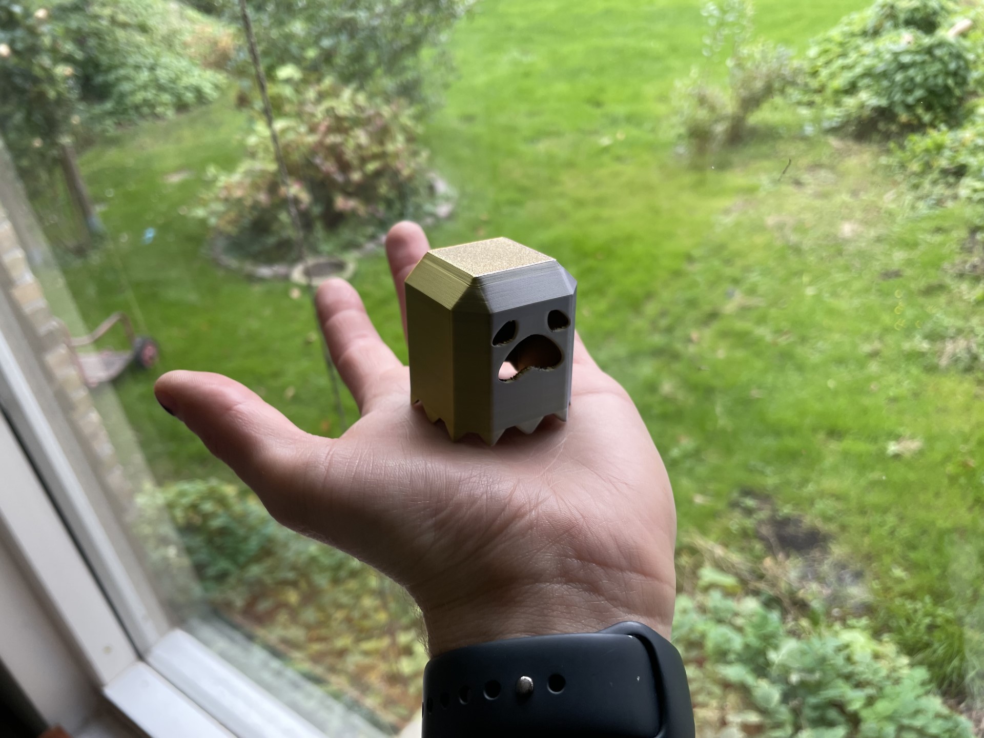 Low Poly Ghost - fits over a tea light candle (Ø38.5) by lordubbe ...