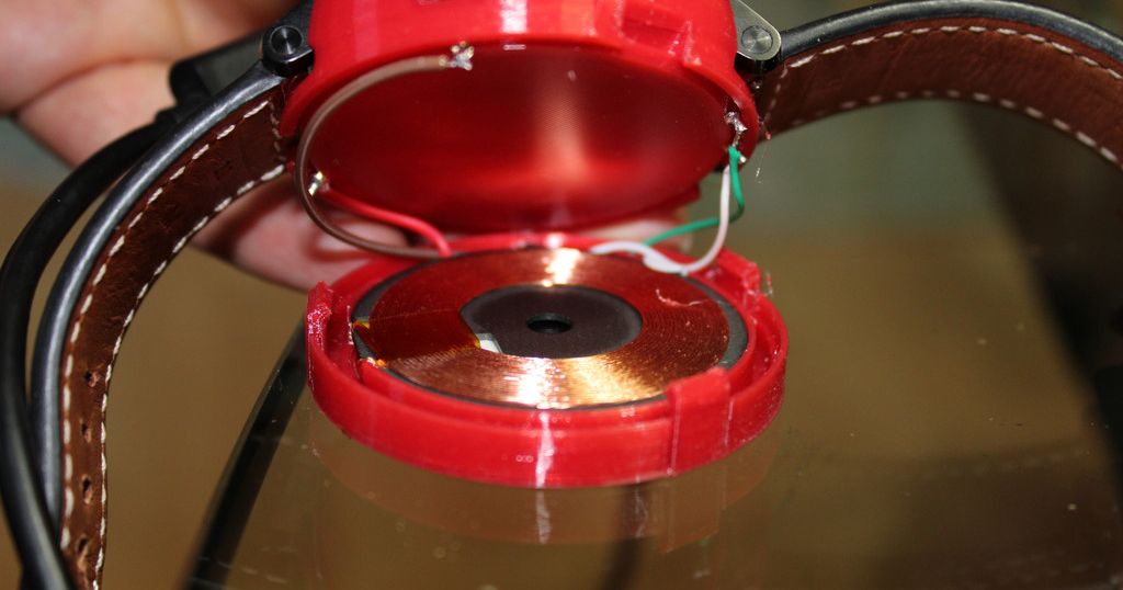 Moto 360 2nd edition - QI charger developer USB dock by moWerk ...