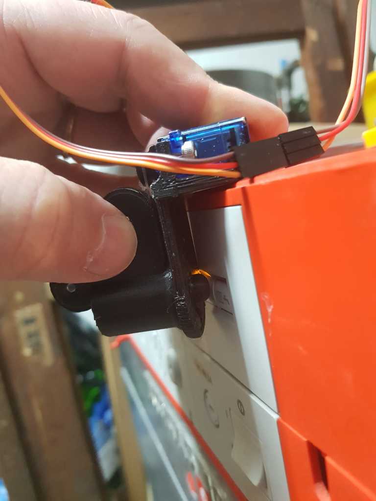 "Knopf-Drück-Automat" / Push-Bot für VIESSMANN Gasheizung by rolf_prusa ...