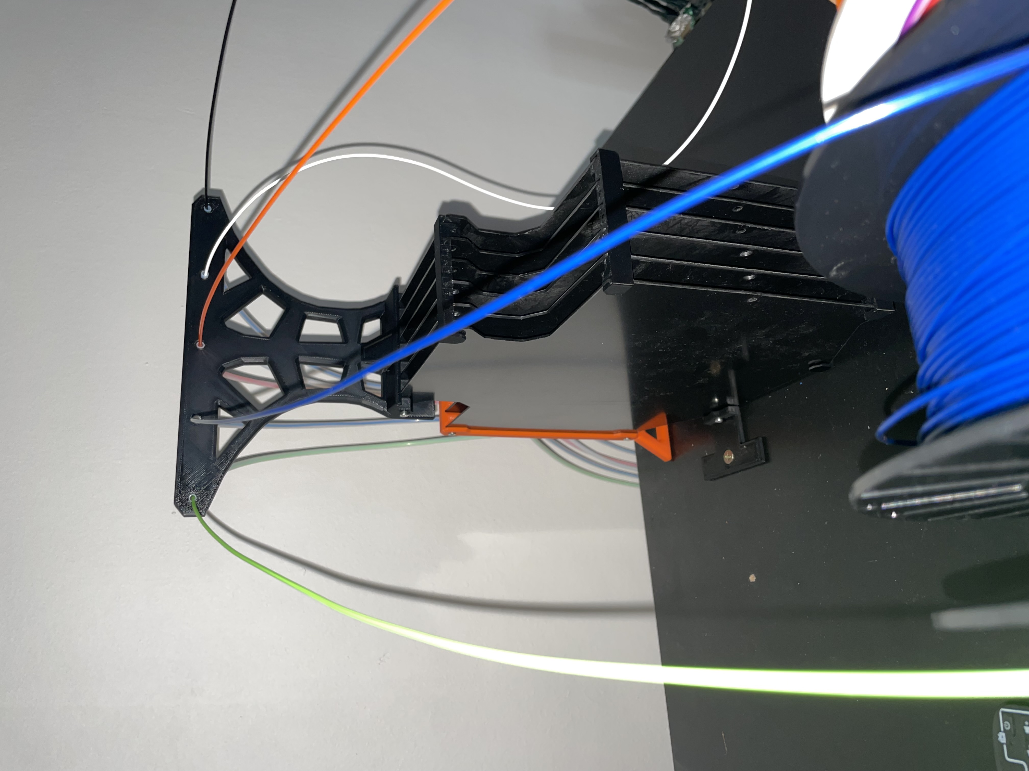 MMU3 top PTFE holder(for IKEA LACK enclosure v2) von ferokolotoc ...