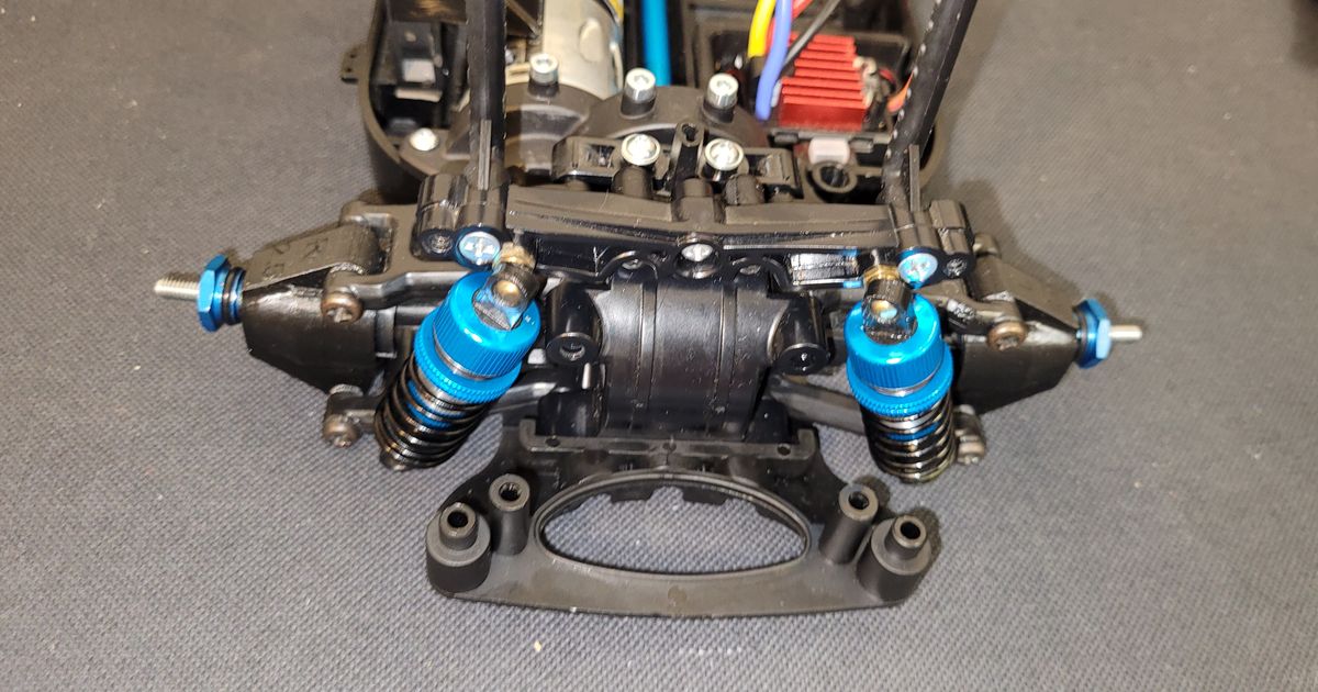Tamiya TT01 High Grip Rear upright 2.5 degree Toe in with lower roll ...