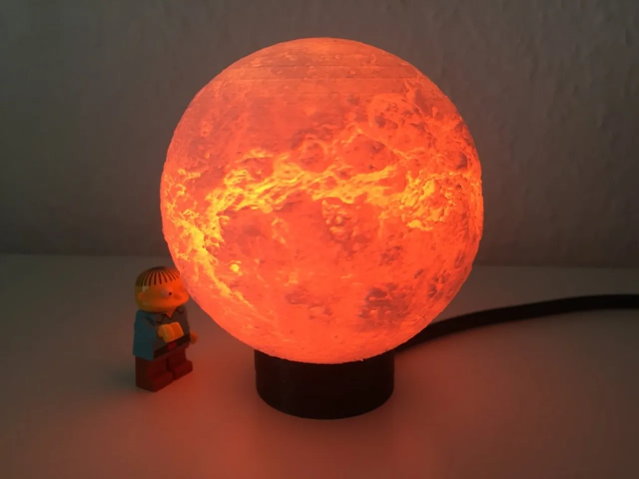 Venus Lithophane Lamp by Maeshmaker | Download free STL model ...