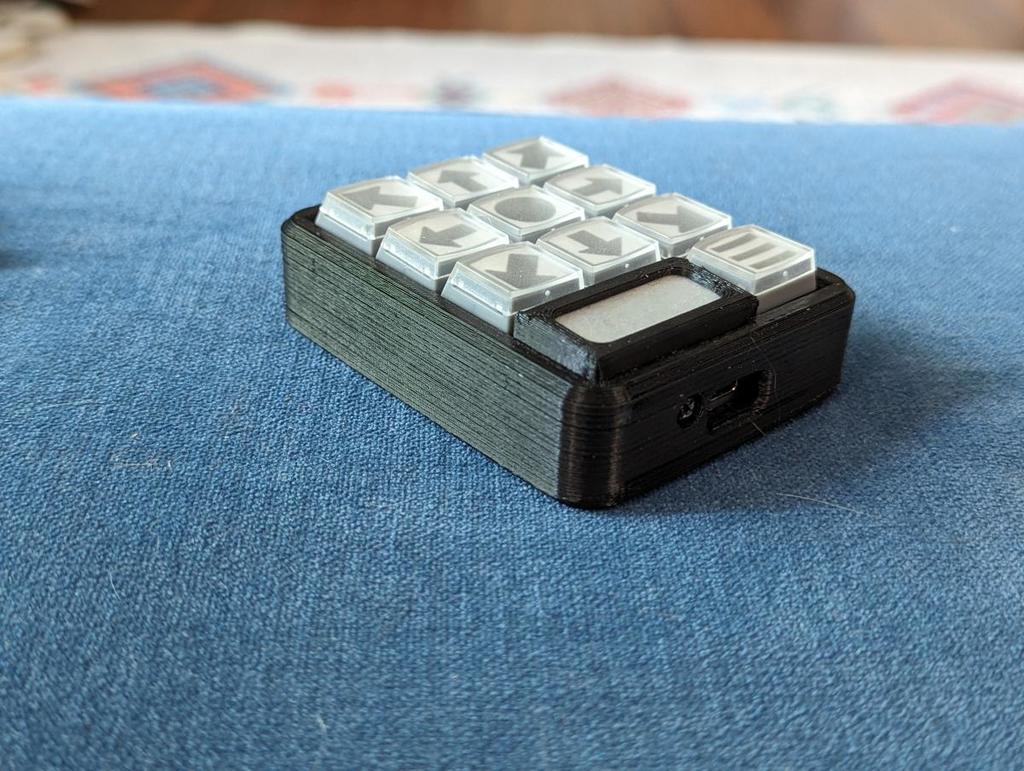 Macropad with RP2040 and CircuitPython by natepichler | Download free STL model | Printables.com