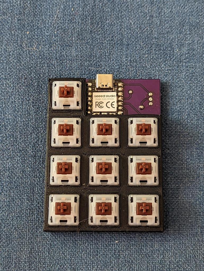 Macropad with RP2040 and CircuitPython by natepichler | Download free STL model | Printables.com