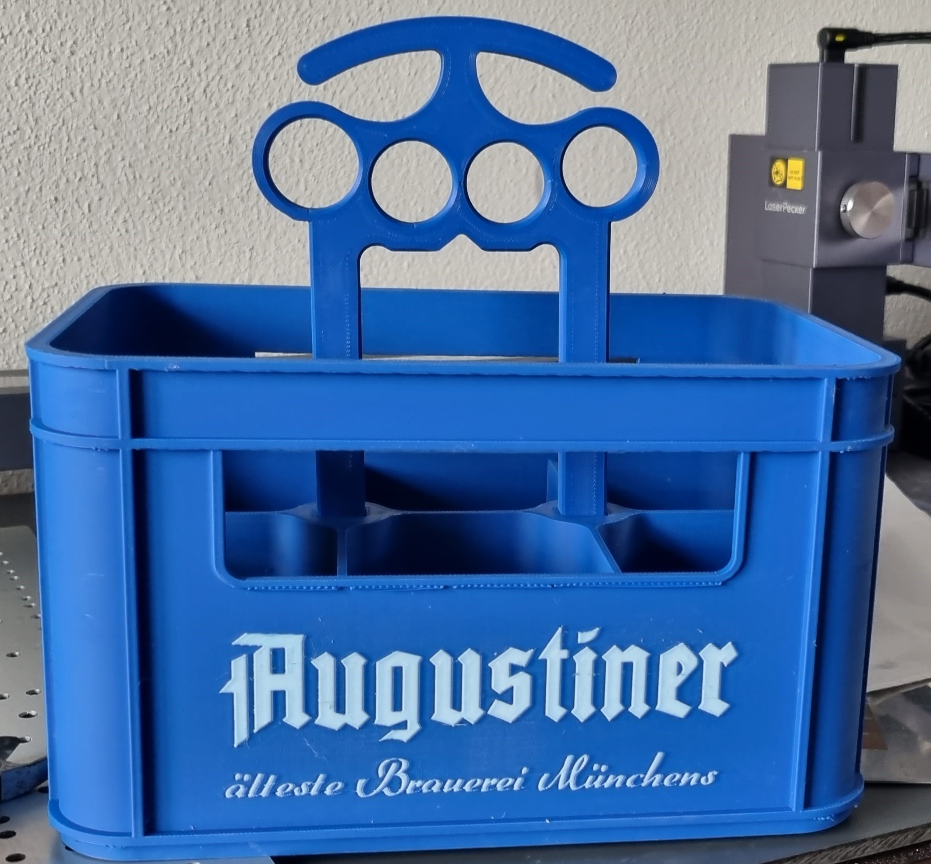 Augustiner Bier Sixpack Träger por Chopper | Descargar modelo STL ...