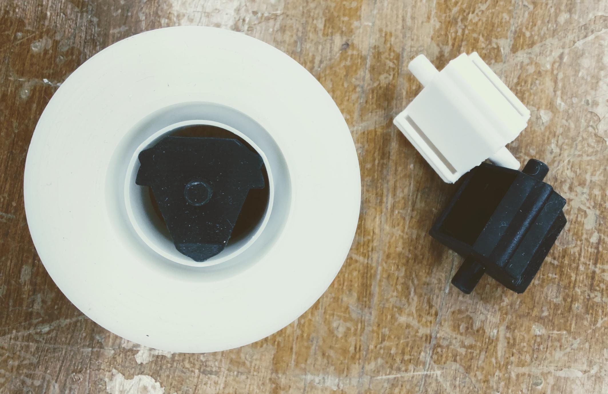 Tape dispenser spindle by coilbuilder | Download free STL model ...