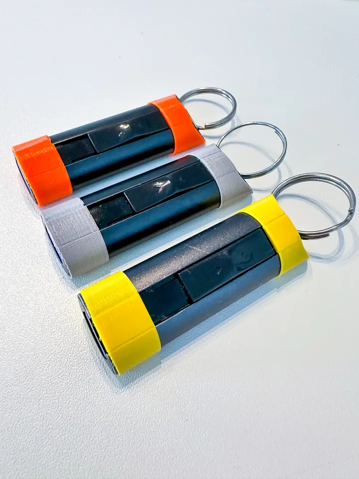 Sandisk Extreme Pro USB Color Code by Willem B. | Download free STL ...