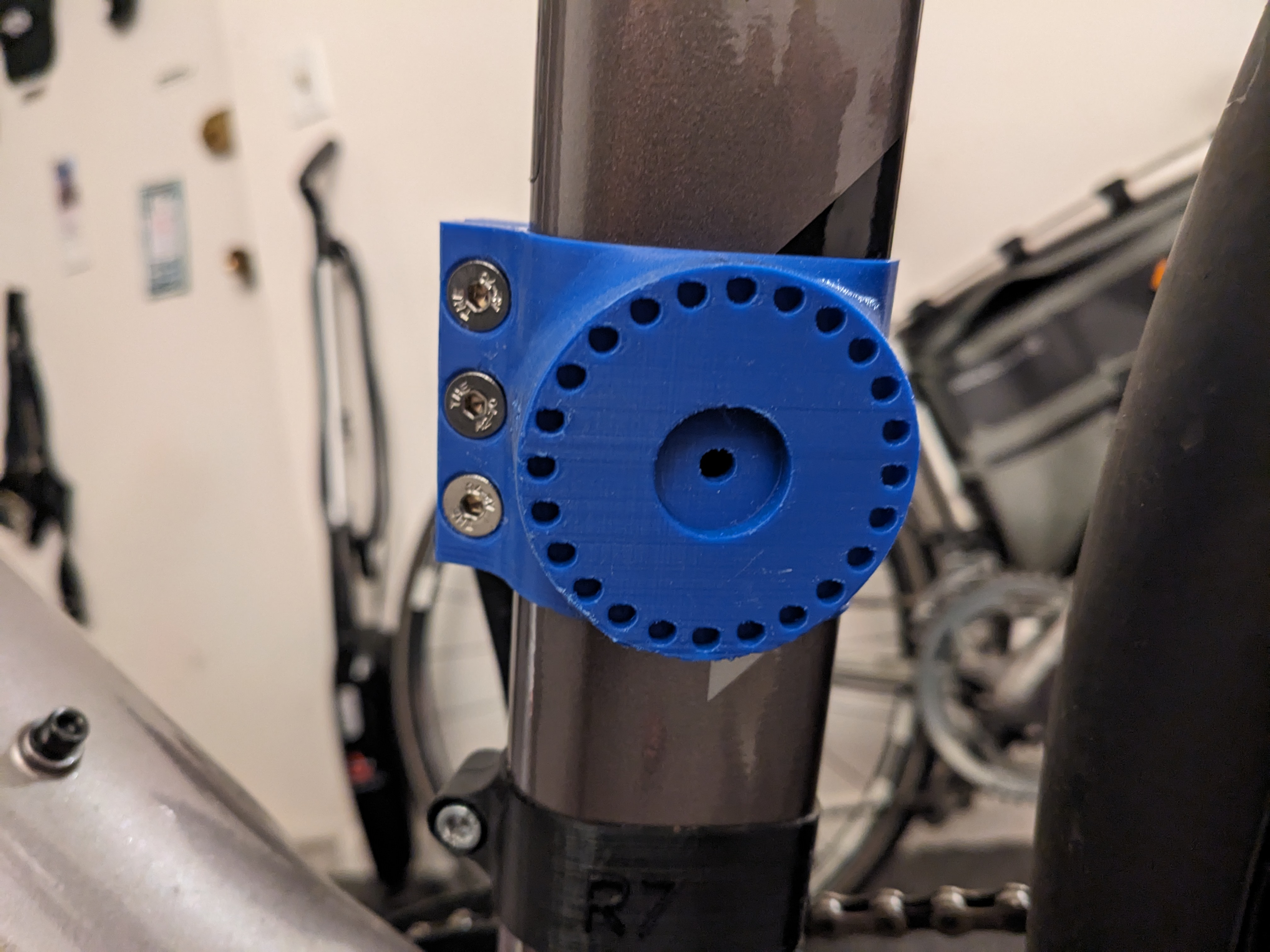 Aventon Level.2 Kryptonite U-lock mount adapter by aiber | Download ...