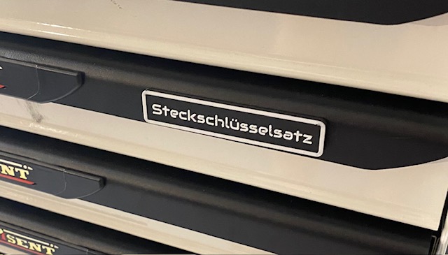 Wisent Tool Trolley Tray Tag - "Steckschlüsselsatz" by Dr. Stefan Lux ...