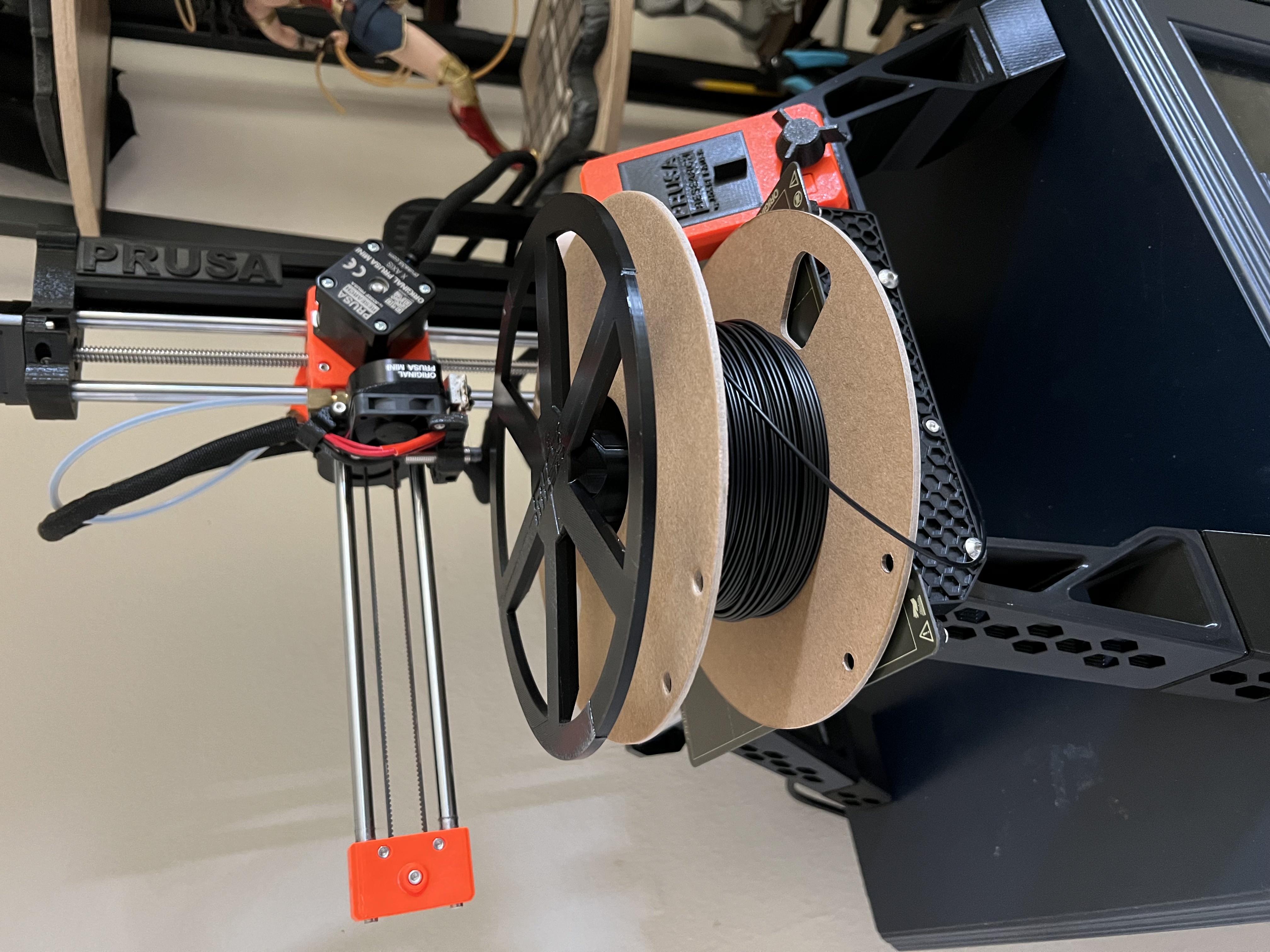 Horizontal Spool Holder for the Prusa Mini Base by Akash Revankar ...