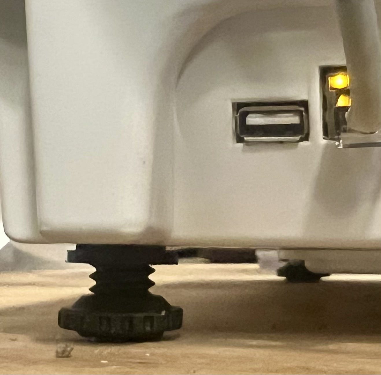 Leveling feet for Detecto DL1060 scale by 20r3mun | Download free STL ...