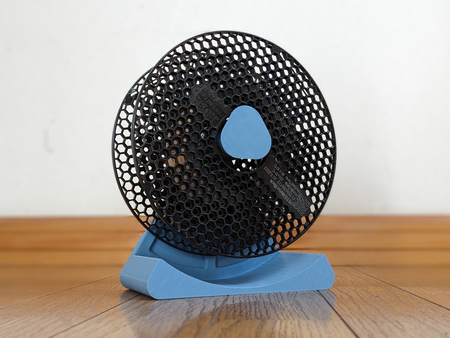 Triangle Spool Holder by BaGooN | Download free STL model | Printables.com