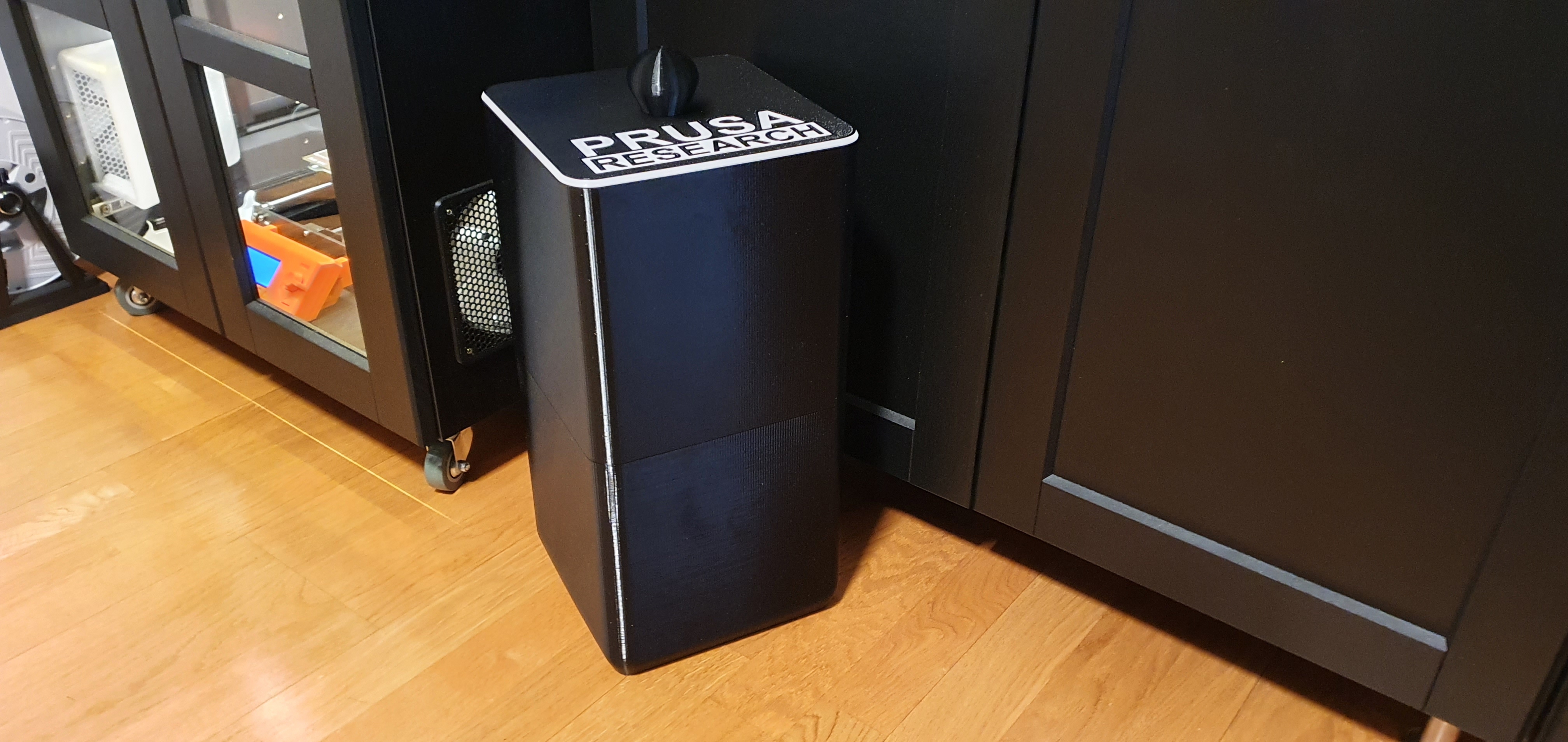 Prusa Research Trash can by Tomson Design | Download free STL model ...