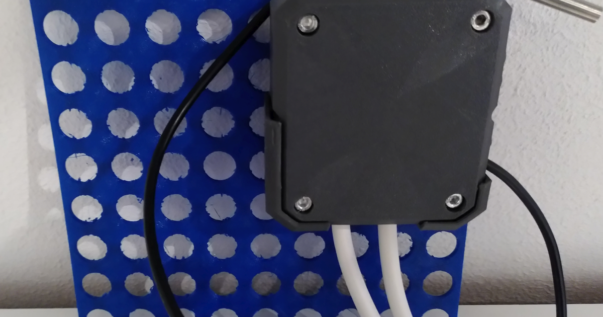 Shelly Case v2 + AddOn (QUBE 500-Adapter) by wolf3D | Download free STL ...