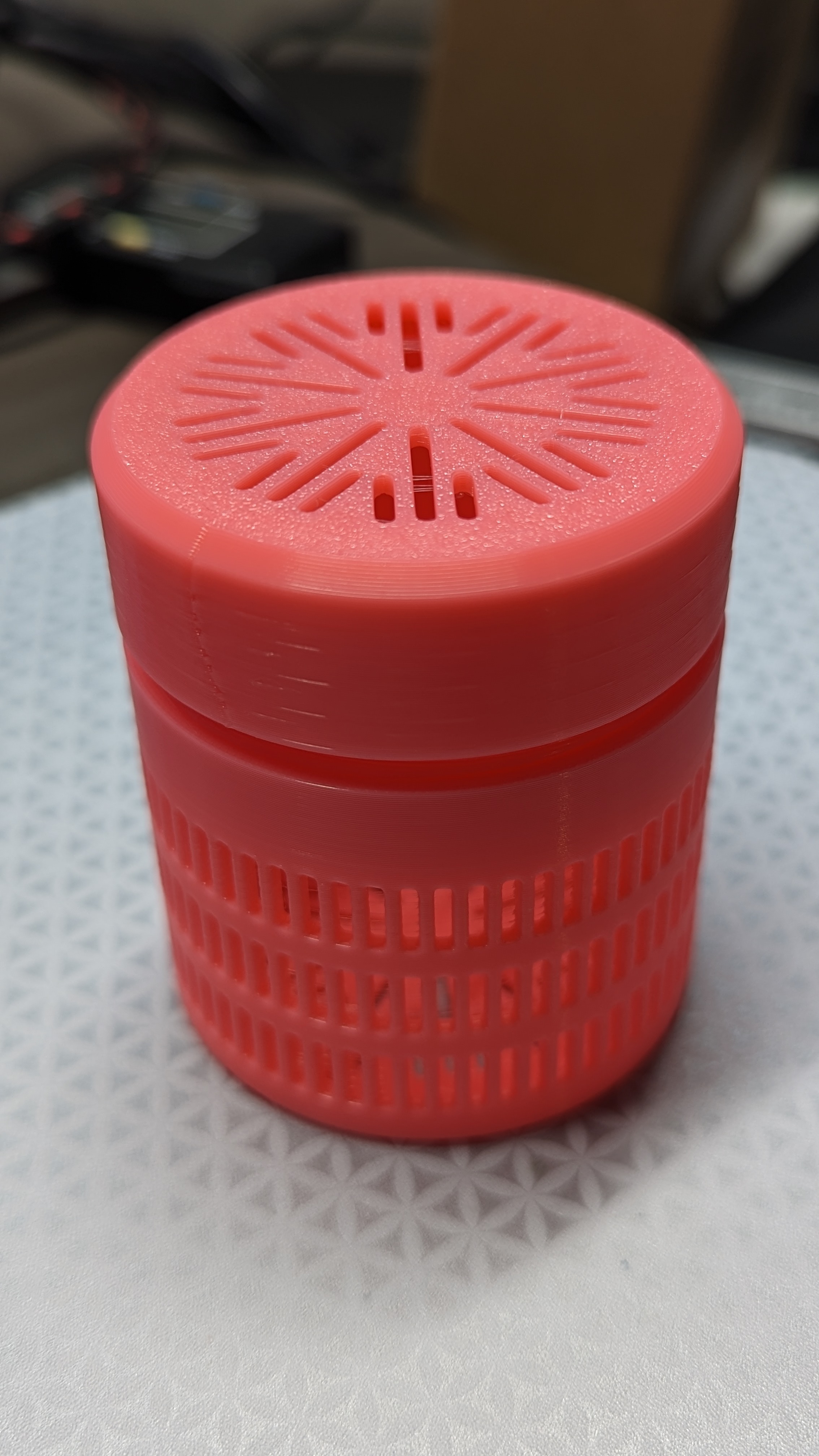 Bbl Spool Desiccant Holder By Bryan Bell Download Free Stl Model