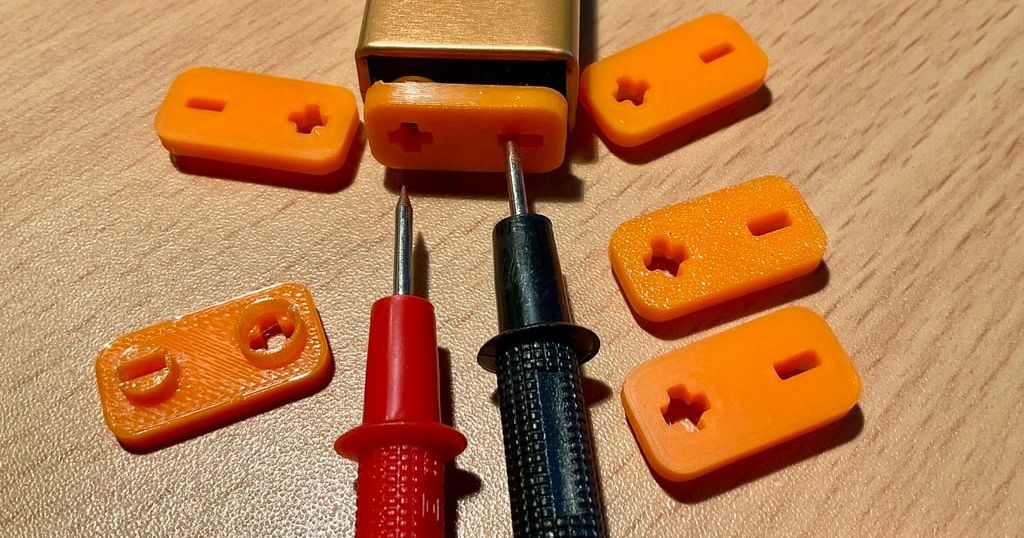 9V Battery Cap with Test Lead Holes by BitSmith | Download free STL ...