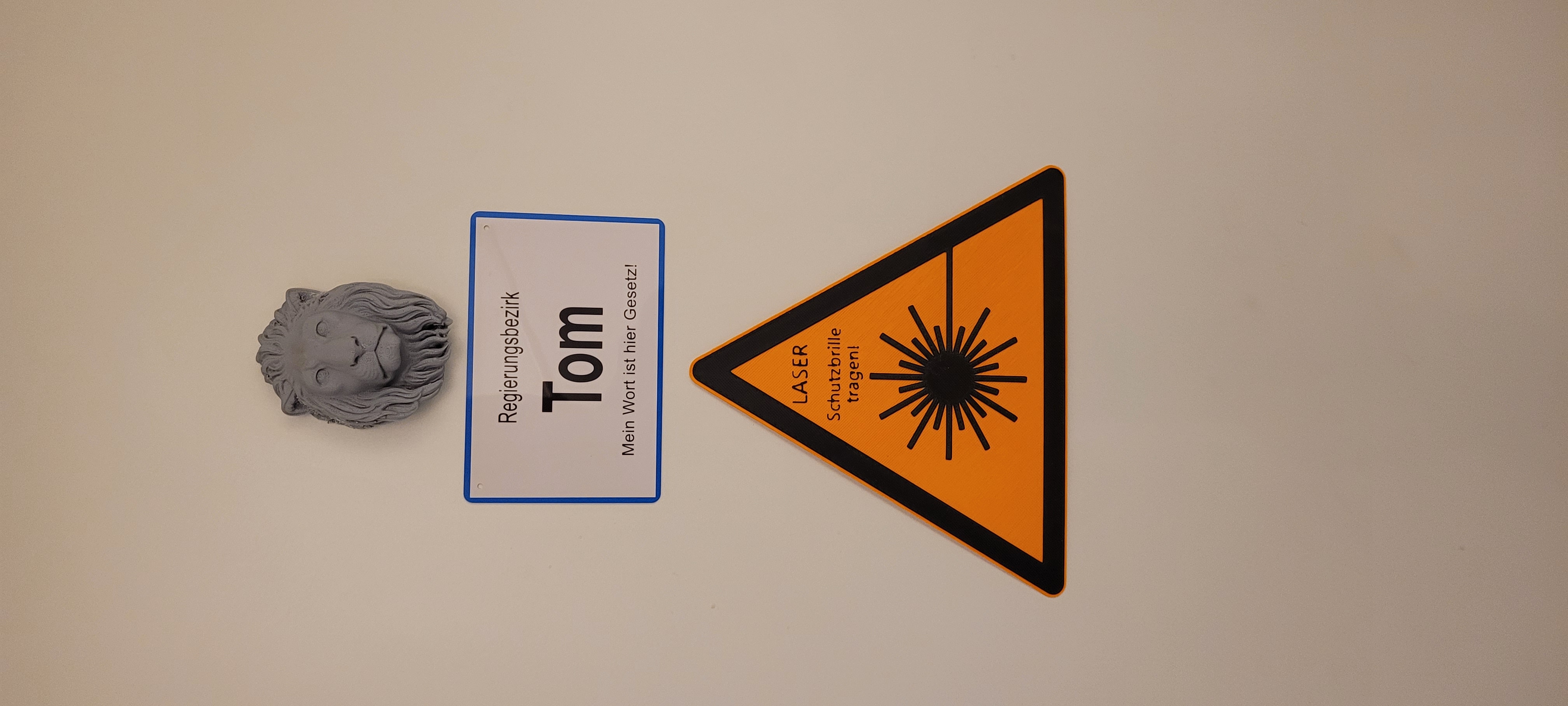 Laser Warning Sign - Laserwarnschild by 3D Tom | Download free STL ...