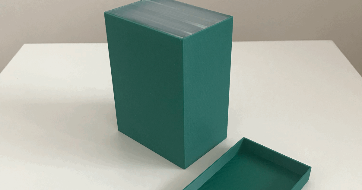 Card box for 100 sleeved cards by Plastic Garden | Download free STL ...