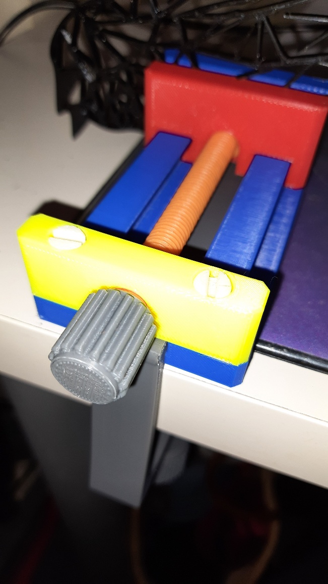 Table vice by Dedoper | Download free STL model | Printables.com