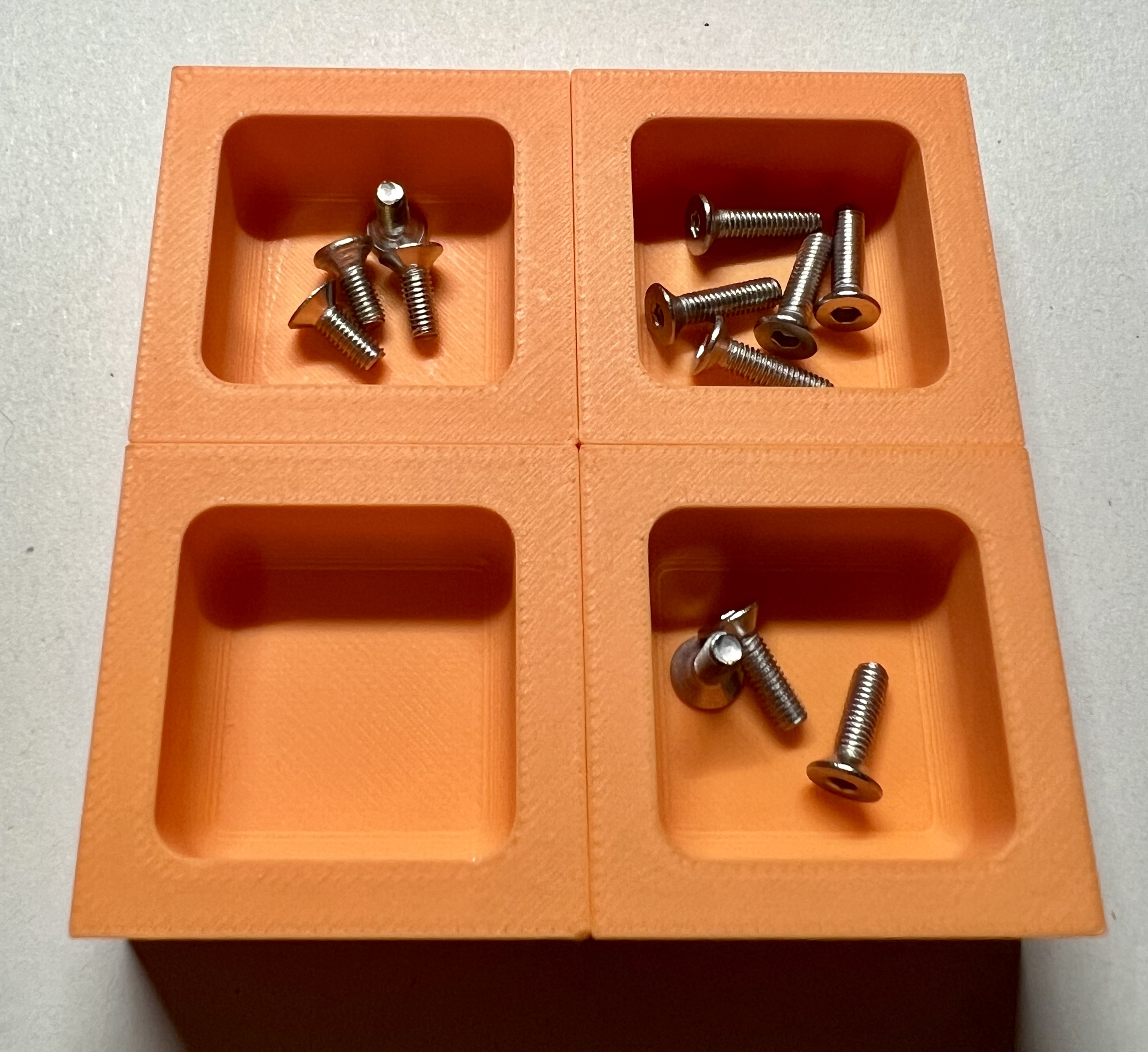 Magnetic Screw Tray by Jochen | Download free STL model | Printables.com