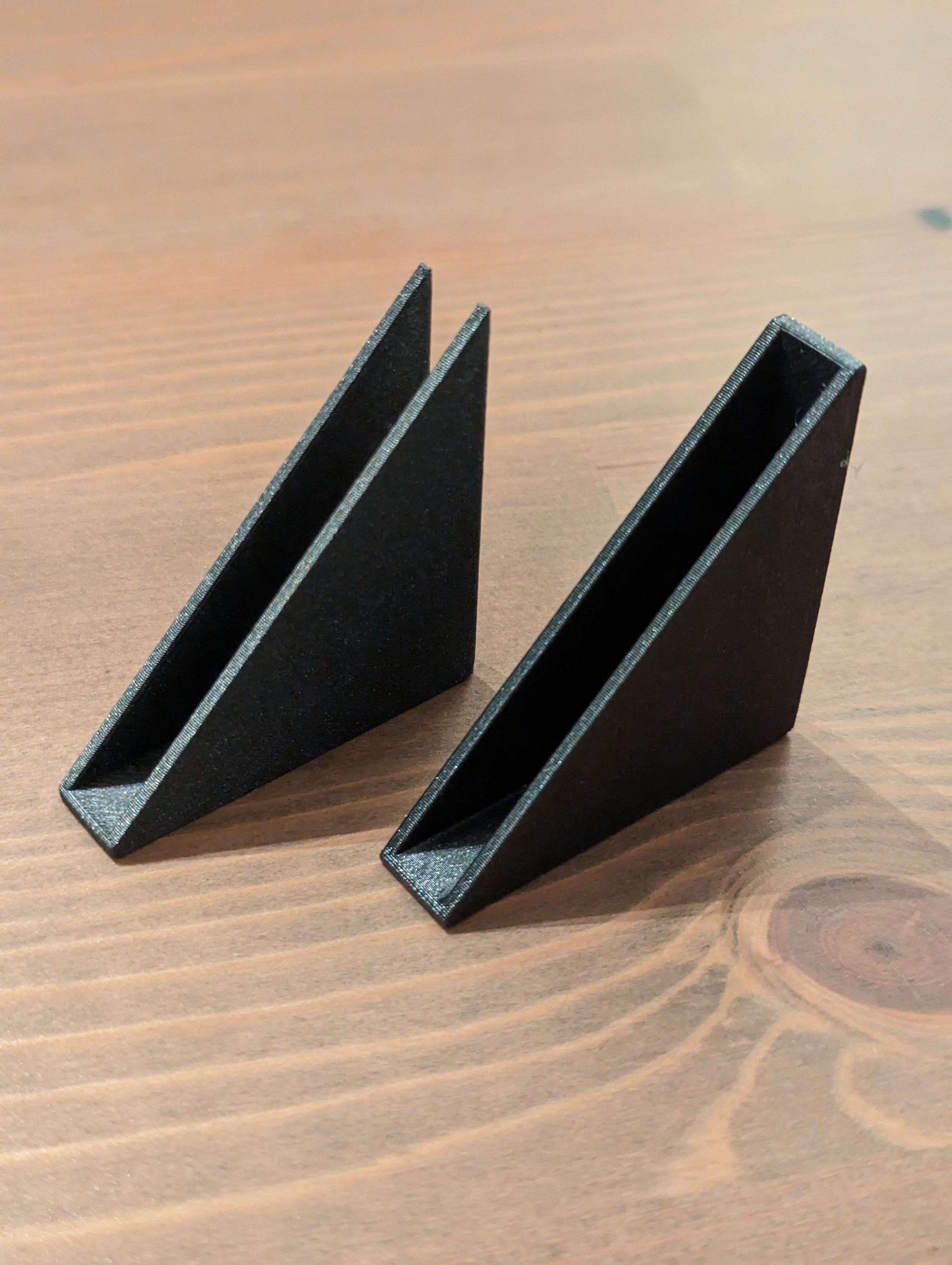 Vinyl Wall Corner Holder by iskimo | Download free STL model ...