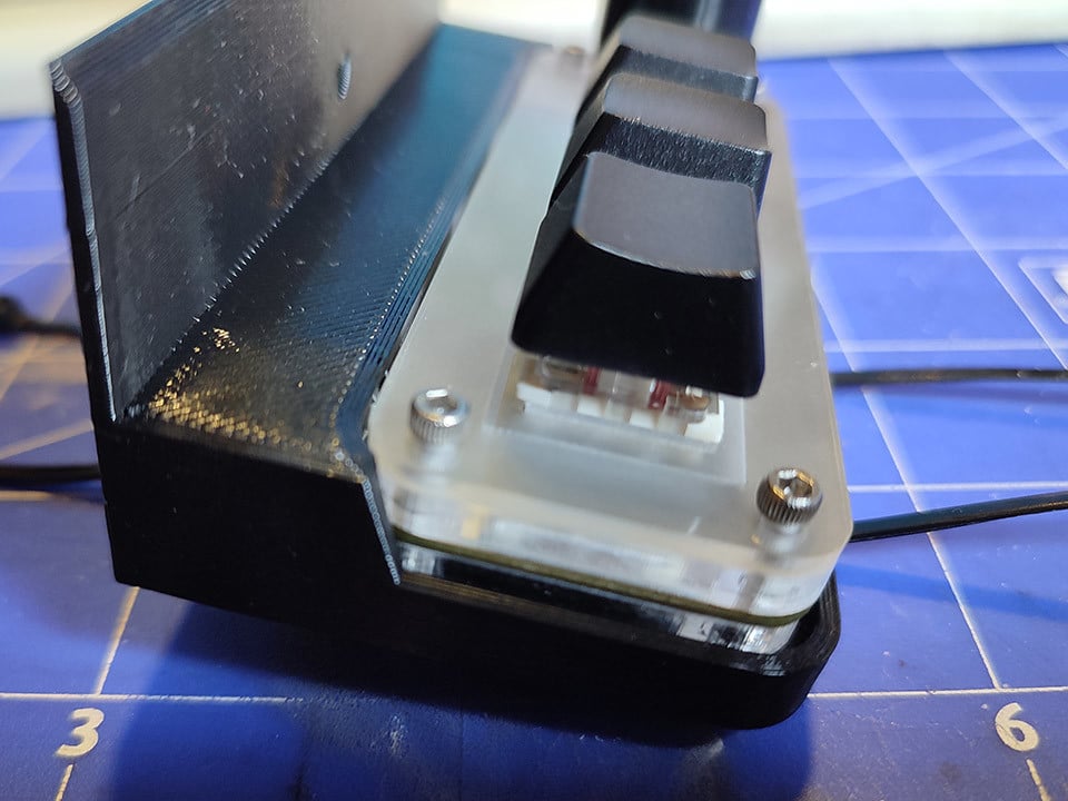 Under desk/table holder for 3x1 USB mini macro keyboard by Pedja ...