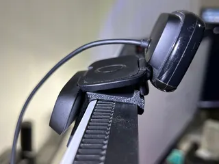 Logitech camera mount for Dell 27 Monitor by ninny | Download free STL ...