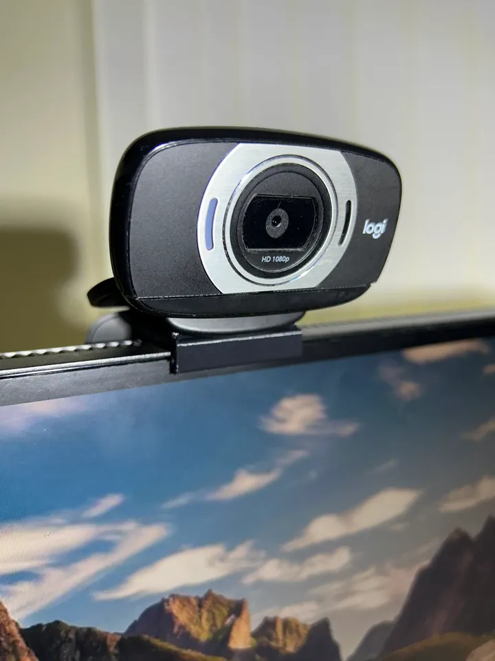 Logitech camera mount for Dell 27 Monitor by ninny | Download free STL ...