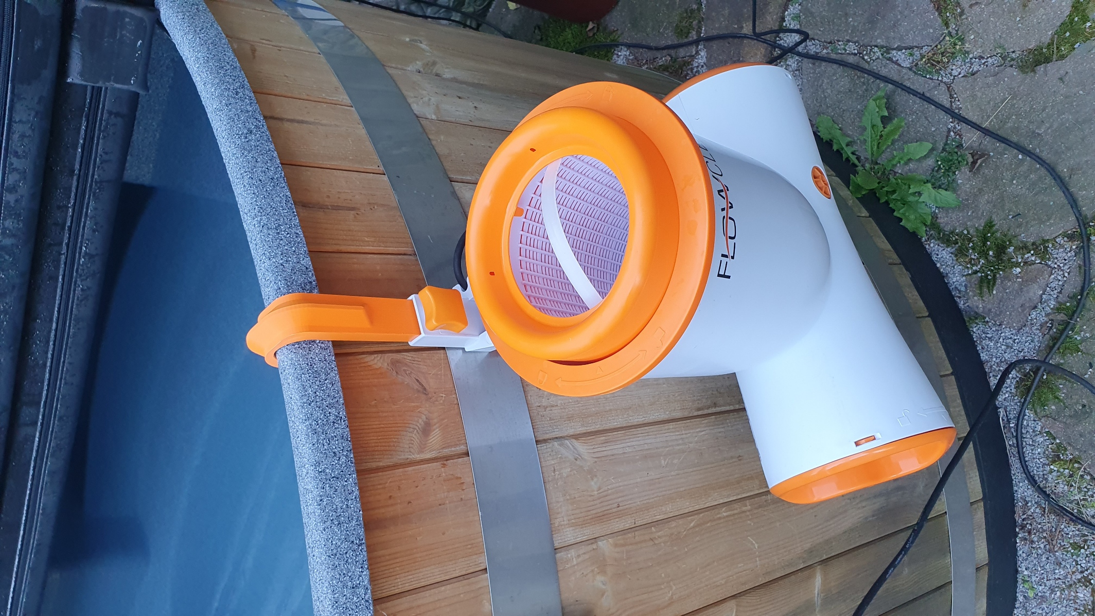Skimmer Holder for Flowclear Skimatic 2-in-1 by Laisch | Download free ...