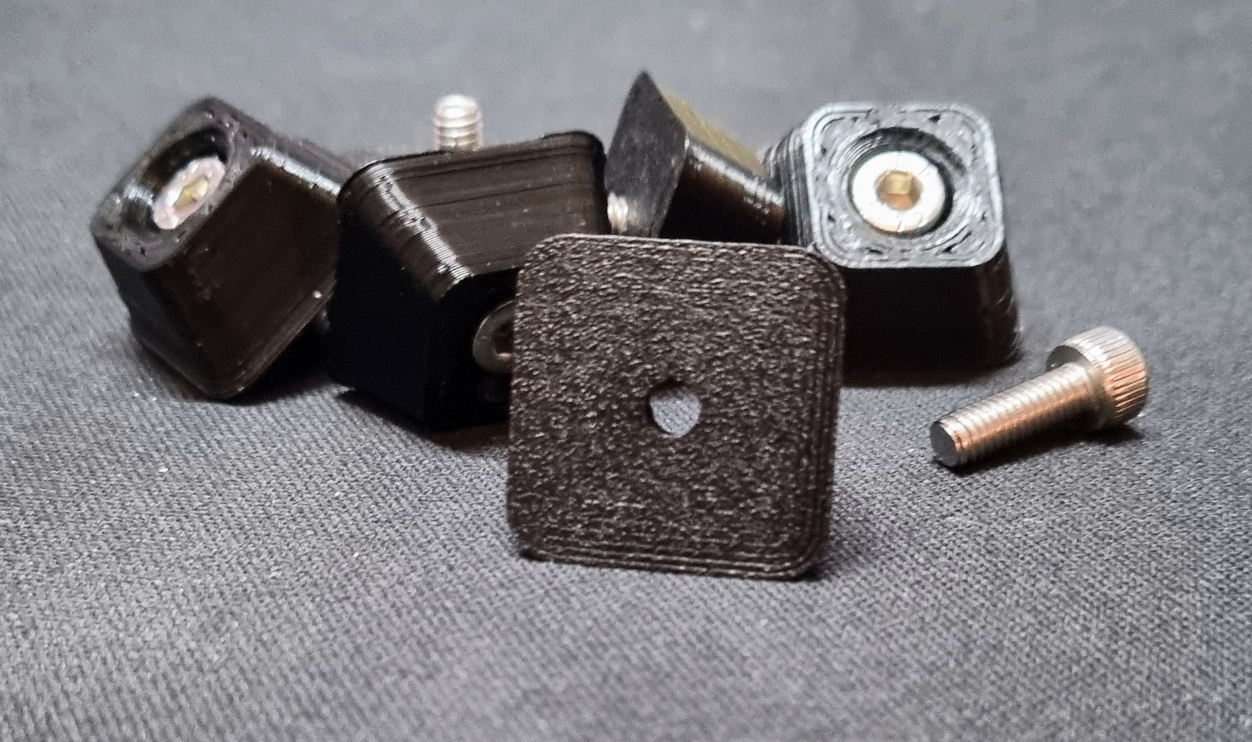 Square tapered feet by Alfred K | Download free STL model | Printables.com