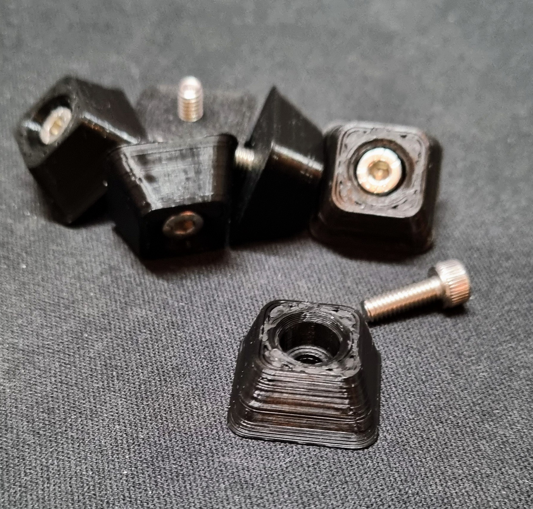 Square tapered feet by Alfred K | Download free STL model | Printables.com