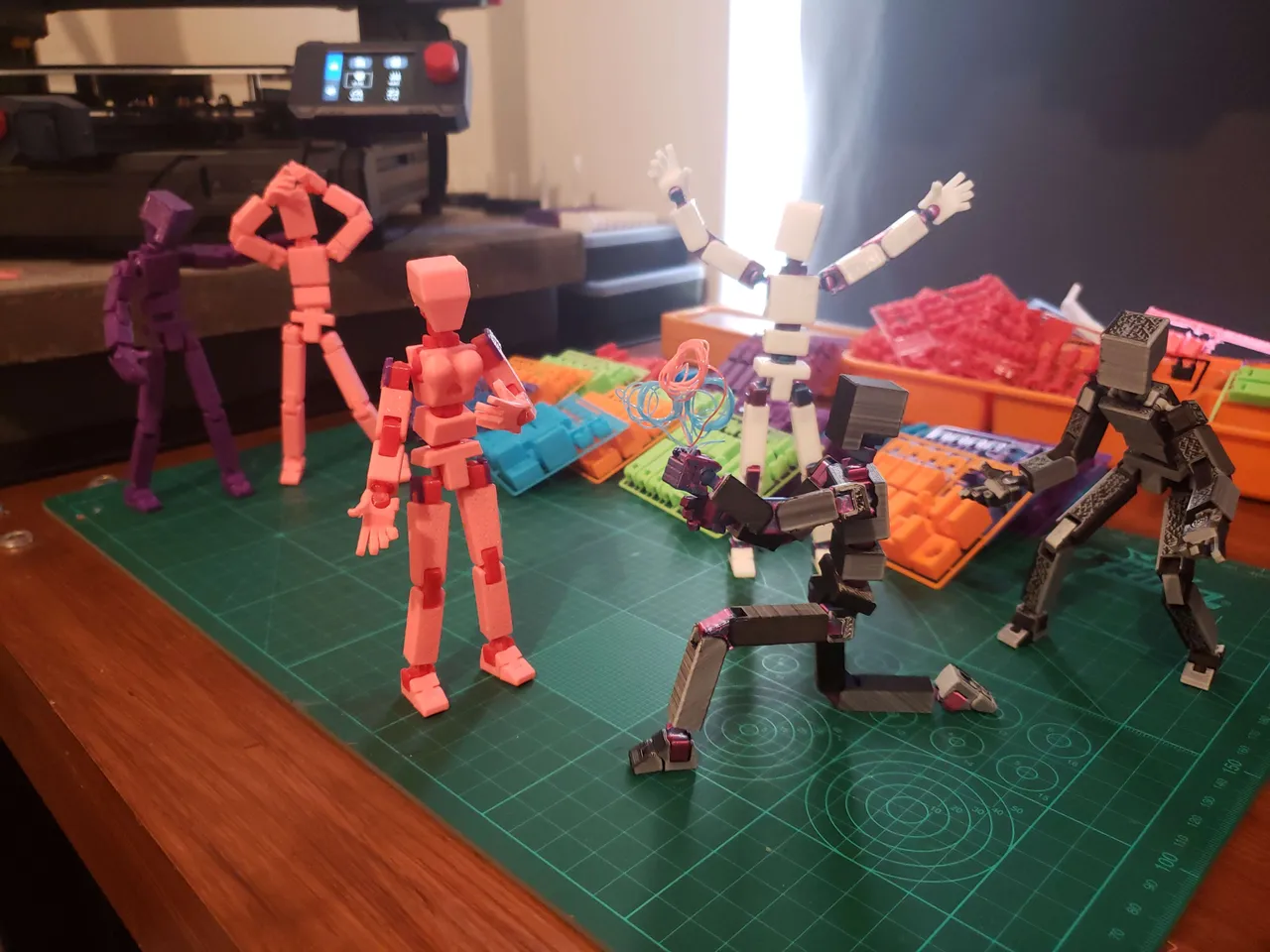 Easy13 Female (Fembot) by Betruet | Download free STL model ...