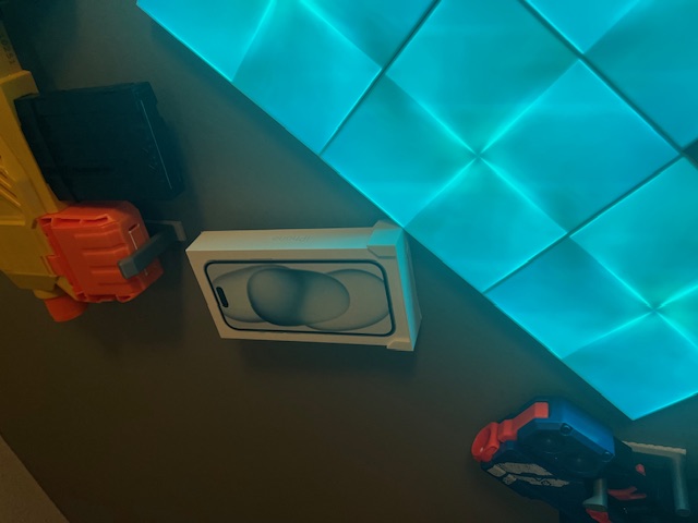 iphone box mount by Calen | Download free STL model | Printables.com