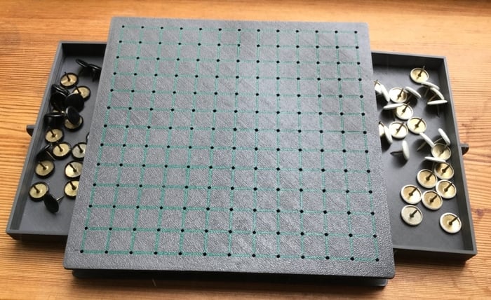 Tiny Go game 9x9 and 13x13, with drawers, for glueing by Benjamin Wand ...