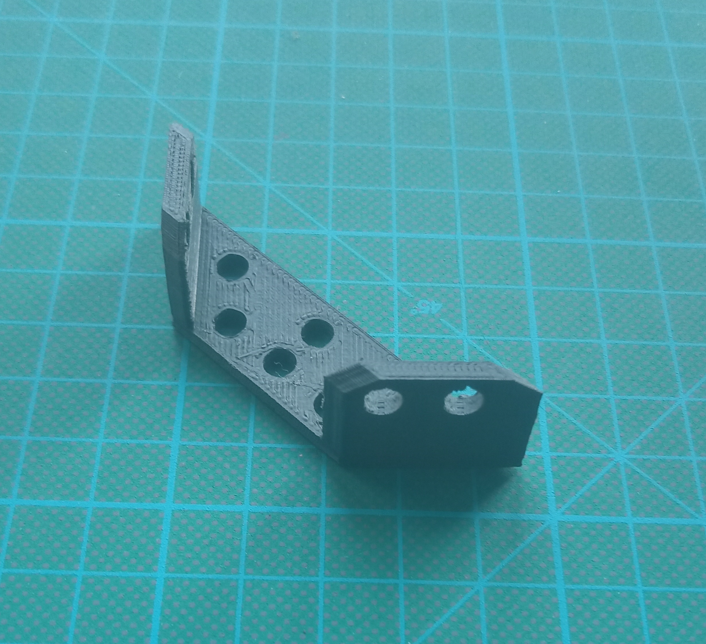 Angle Bracket 90° degrees by MekDrafter | Download free STL model ...