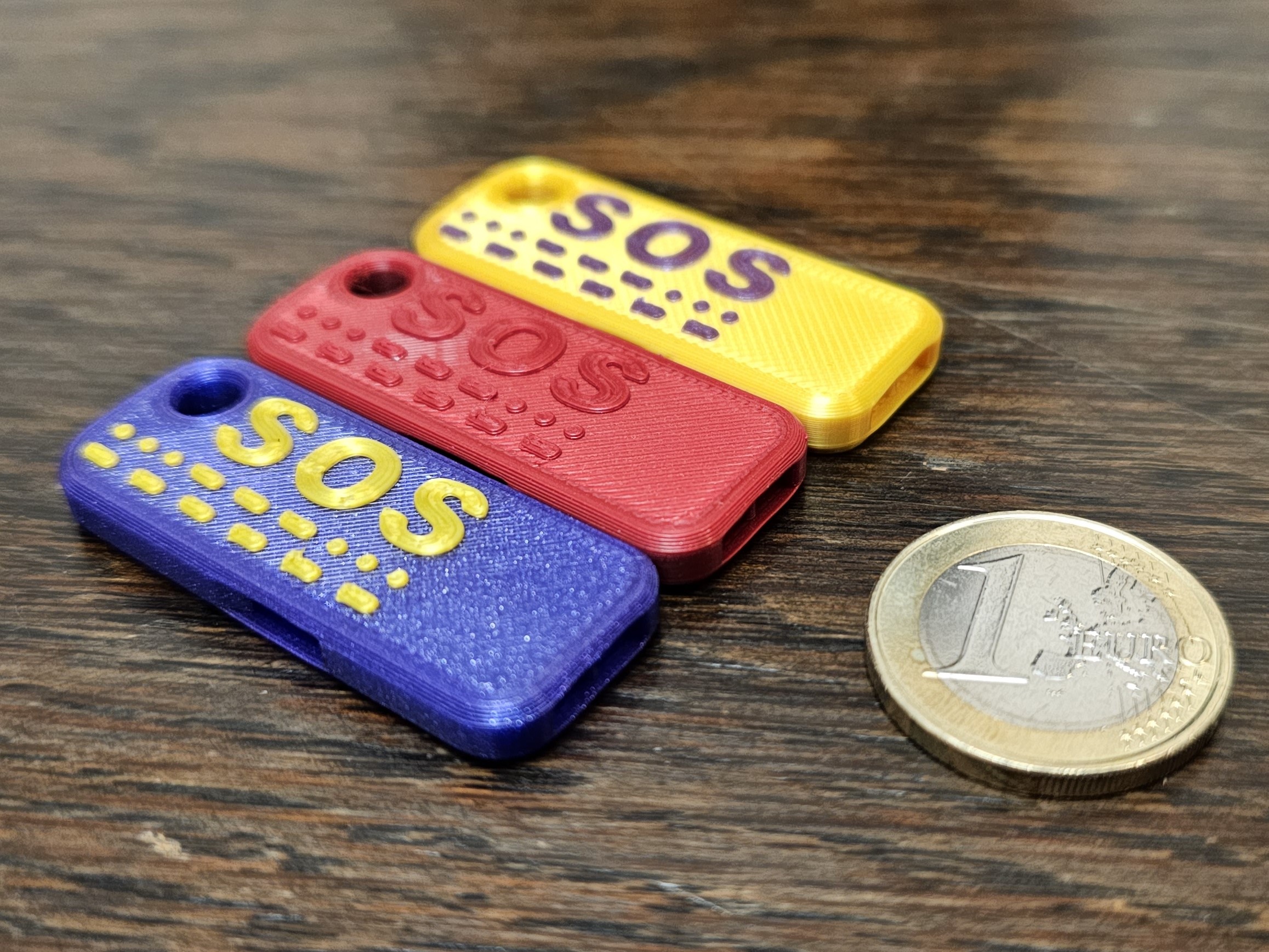 Tiny SOS Whistle par ThreeD-Michael | Téléchargez gratuitement un ...